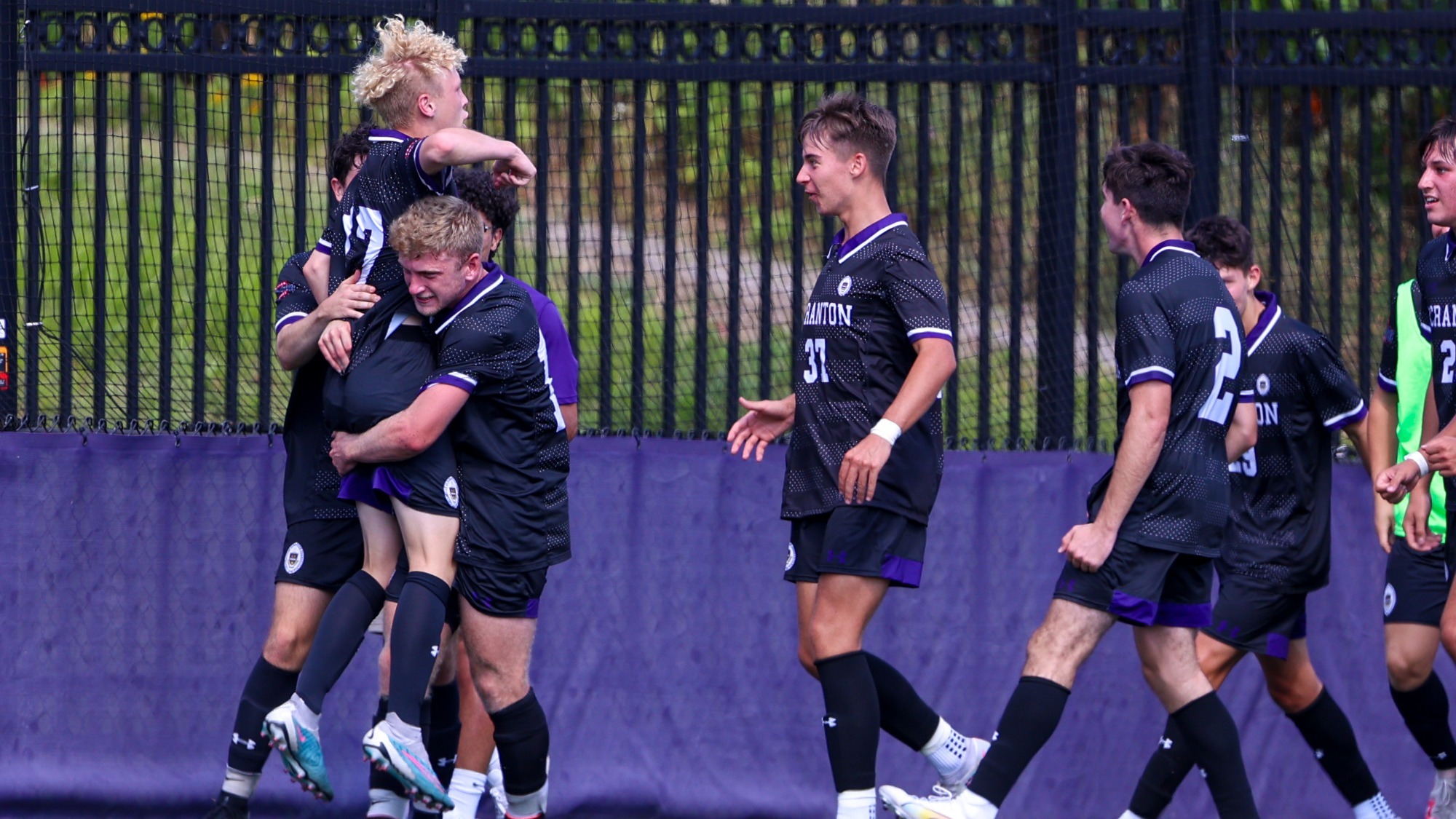 Colton's Late Goal Lifts Men's Soccer Over MIT, 2-1 - University of ...