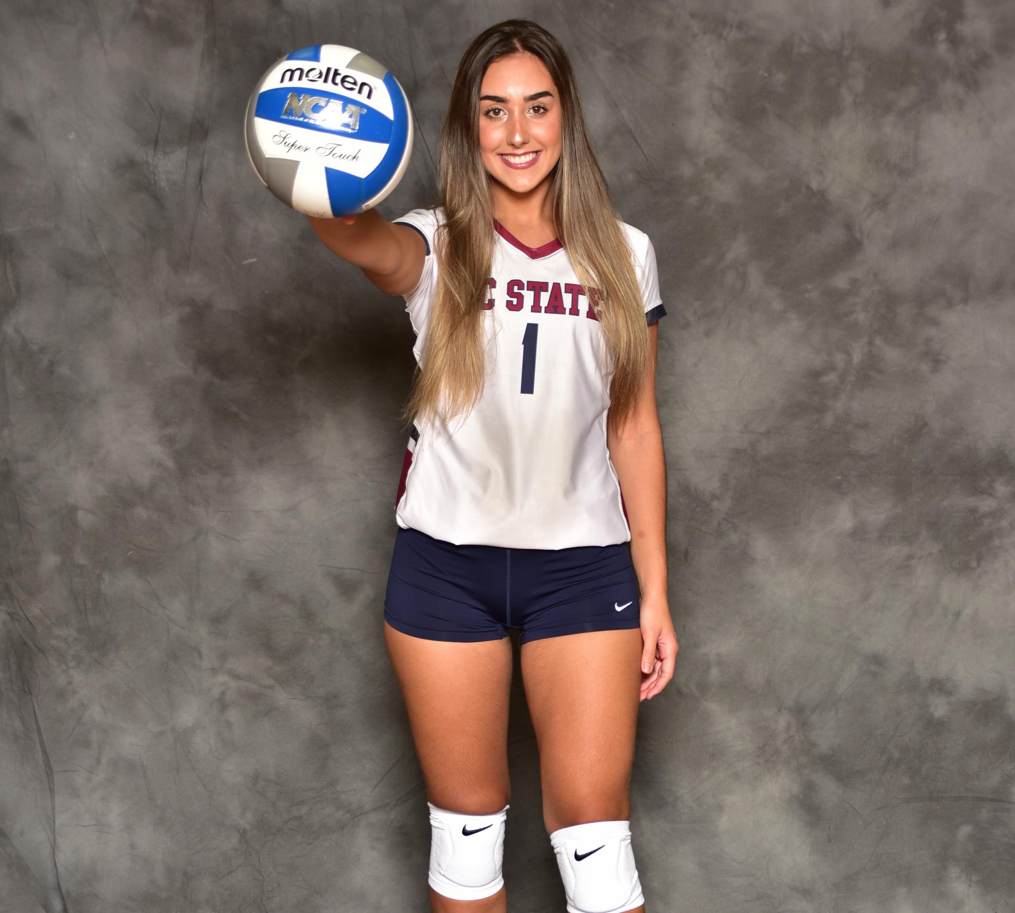 Maria Julia Vedovatto Loureiro - 2021 - Volleyball - South Carolina ...