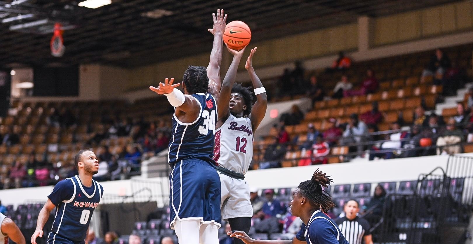 Late Rally Lifts Howard Over Bulldogs – ESPN Orangeburg