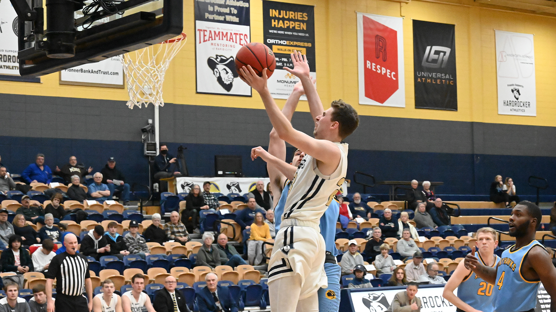 Brevin Walter - Men's Basketball - South Dakota Mines