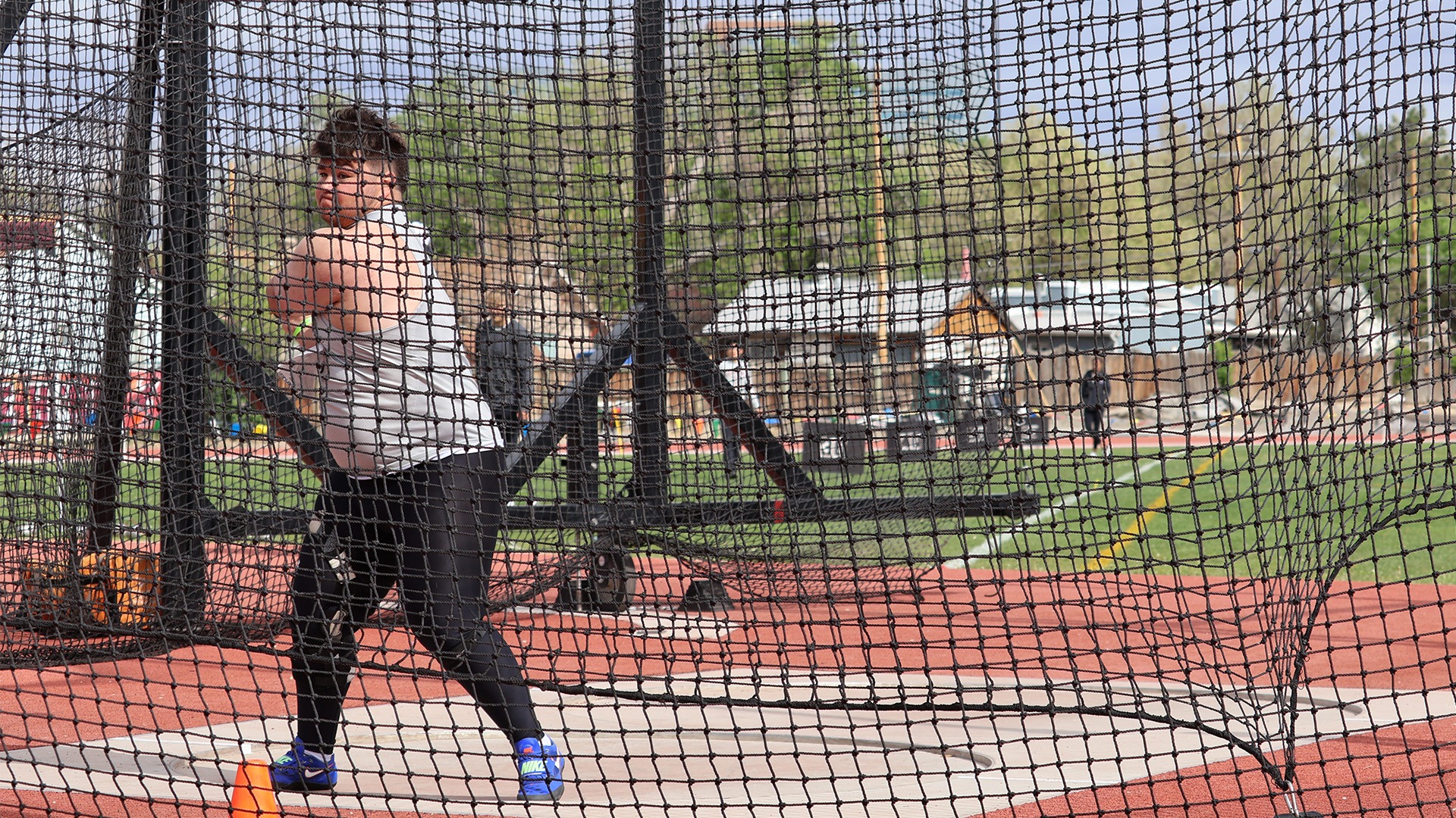 Track and Field Returns to Spearfish for Dave Little Alumni Mile ...