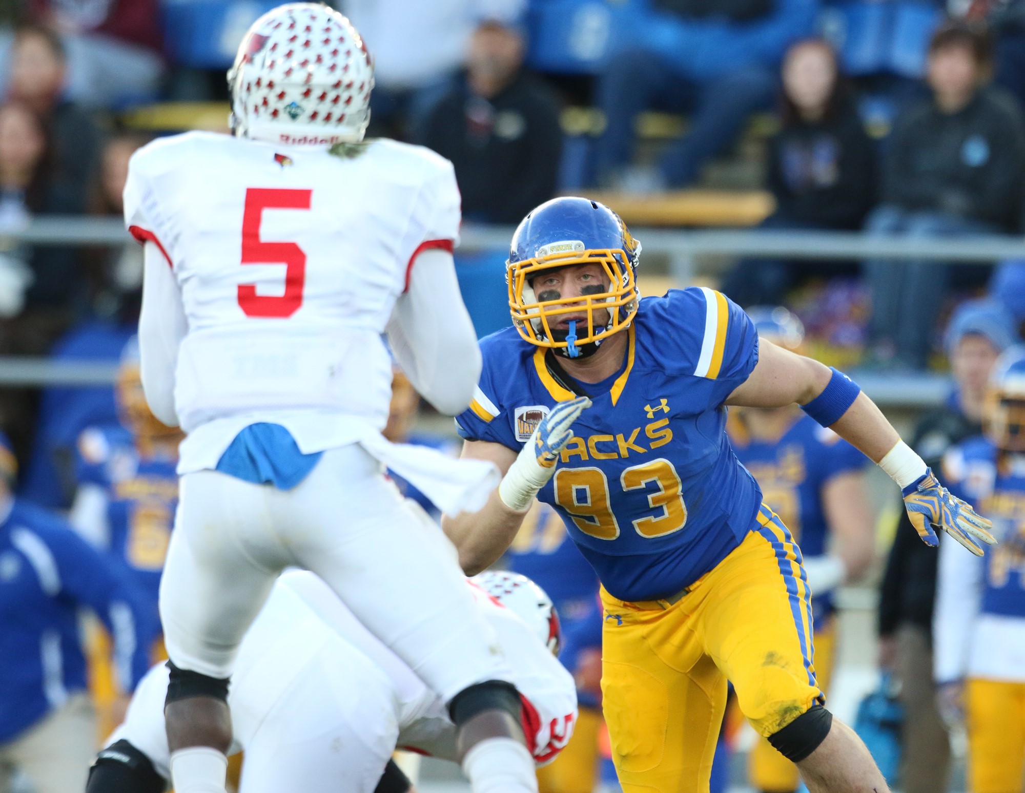 Landon Schultz - 2015 - Football - South Dakota State University Athletics