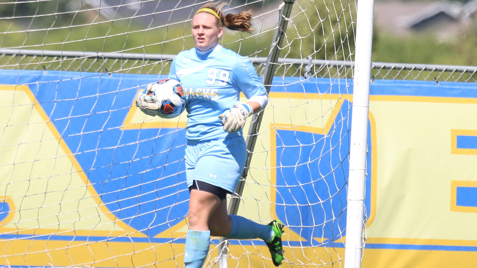 Nicole Inskeep - 2016 - Women's Soccer - South Dakota State University ...