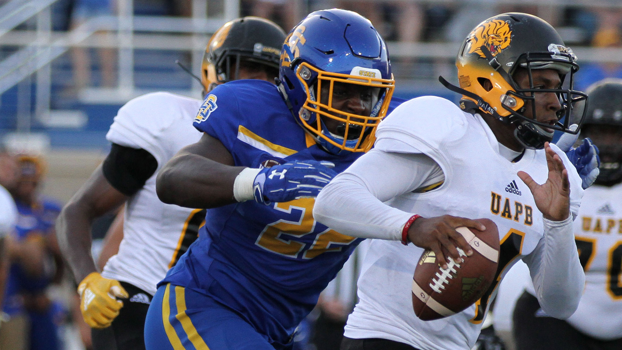 Tolu Ogunrinde - 2021 - Football - South Dakota State University Athletics