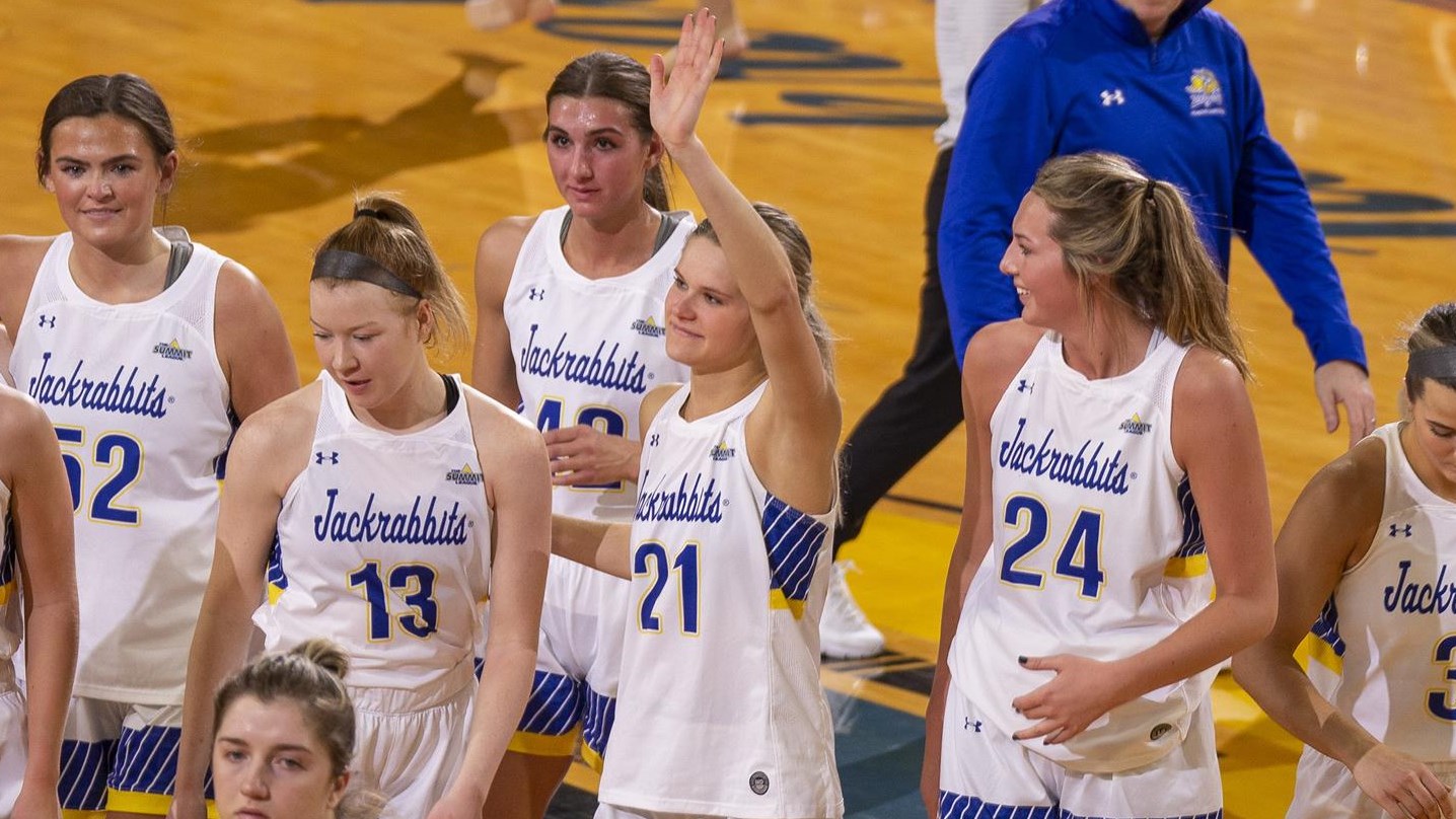 Tylee Irwin - 2021-22 - Women's Basketball - South Dakota State ...