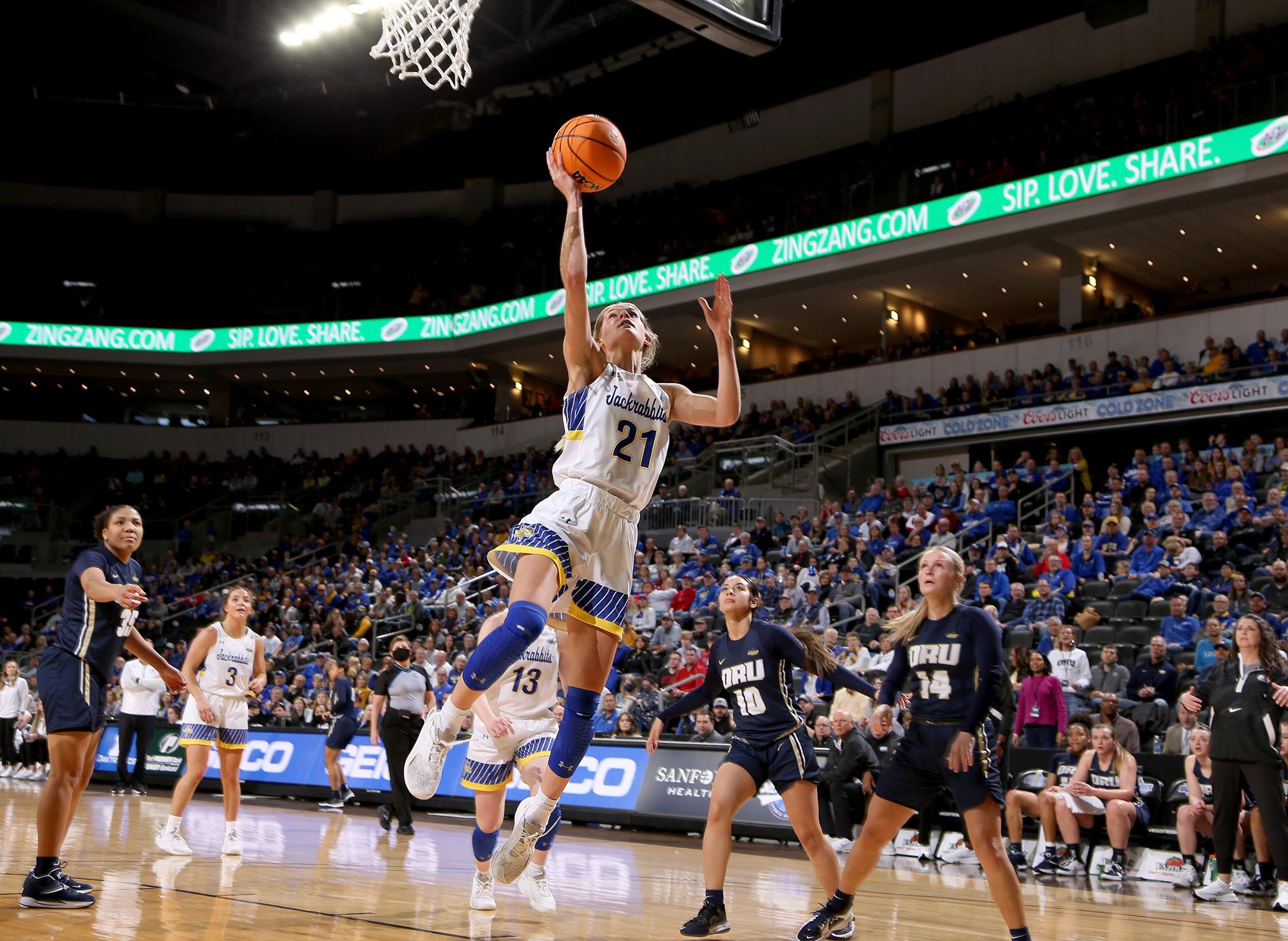 Tylee Irwin - 2021-22 - Women's Basketball - South Dakota State ...