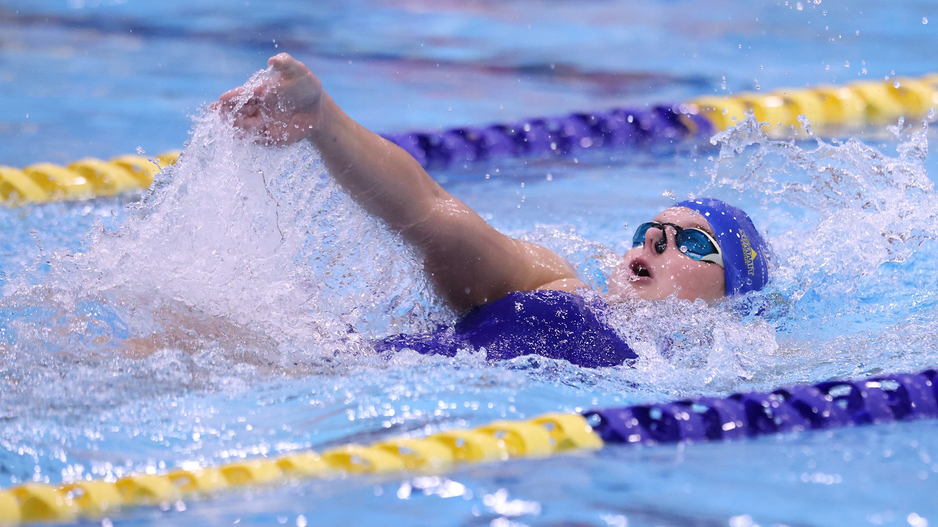 DOWNES SETS 100 BACKSTROKE RECORD - South Dakota State University Athletics