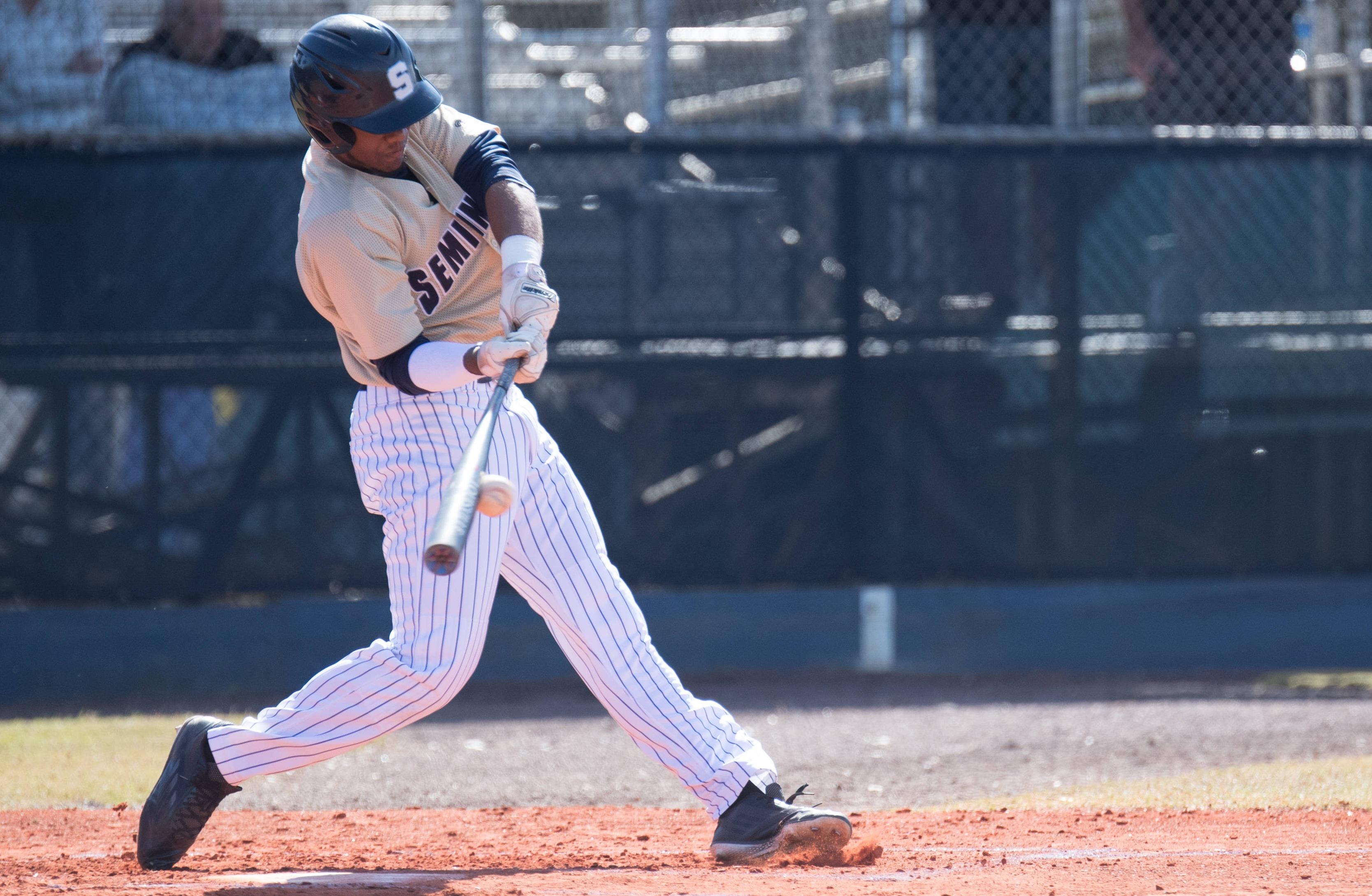 Baseball Sweeps Lake Sumter - Seminole State College