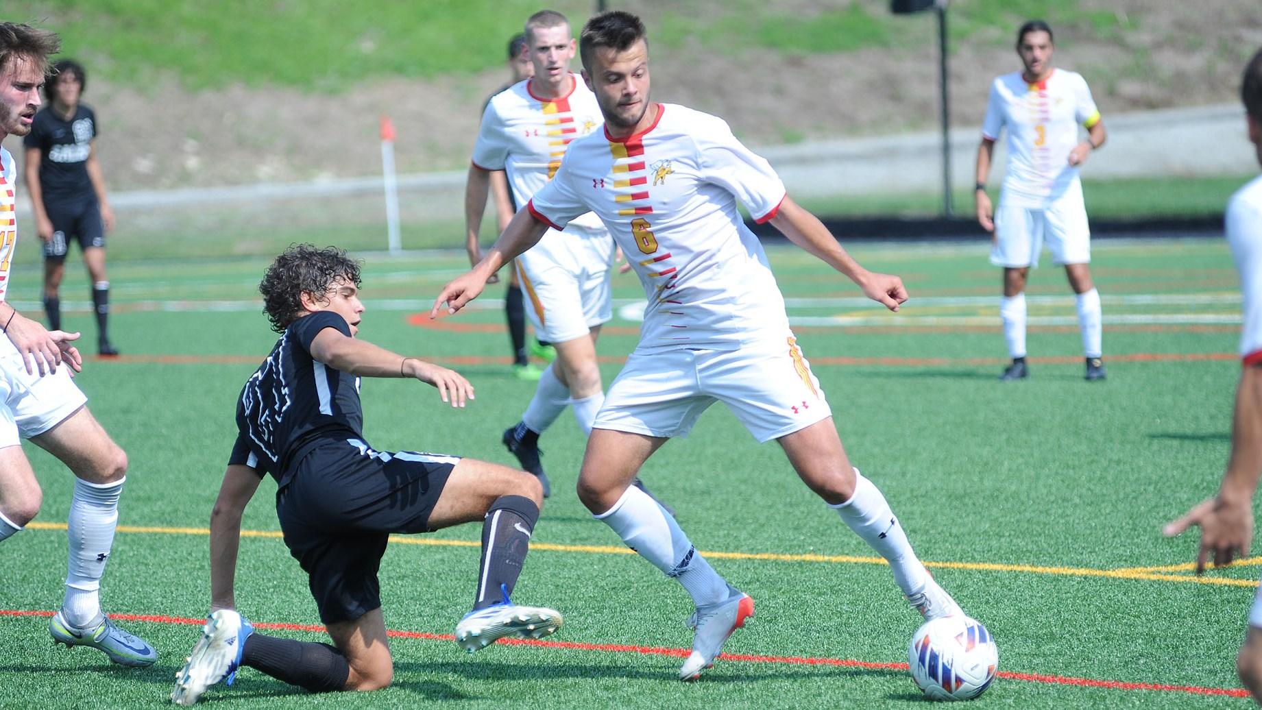 Griffins Beat Rock for 3rd Win in a Row - Seton Hill University Athletics