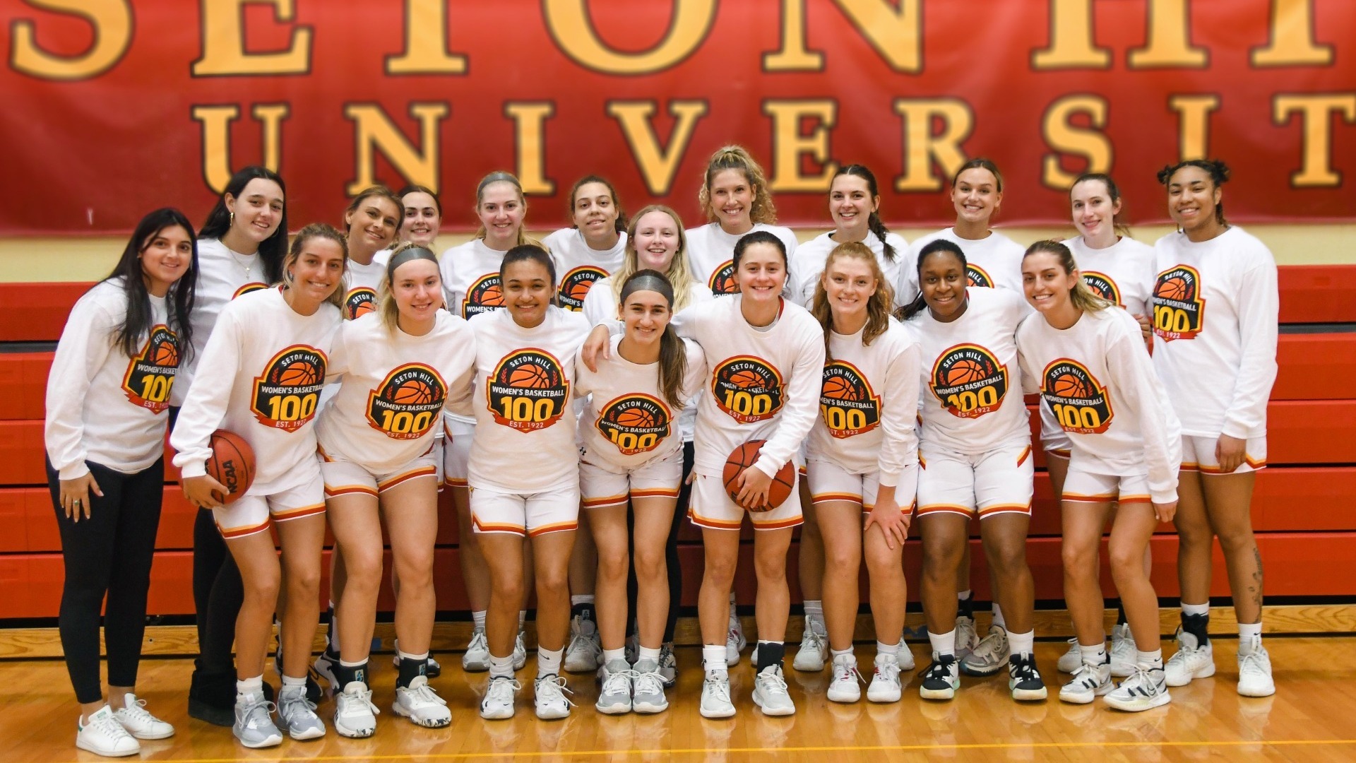 Griffins Celebrate Centennial With Big Win Over IUP - Seton Hill ...