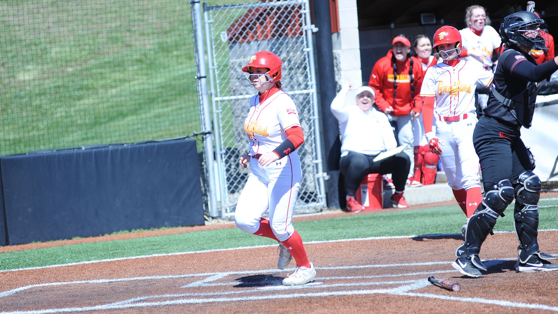 SHU, IUP Split PSAC West Doubleheader - Seton Hill University Athletics