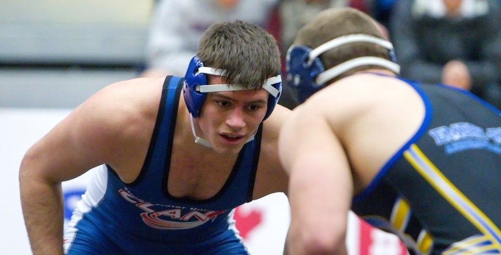 Ryan Yewchin - 2015-16 - Wrestling - M - Simon Fraser University Athletics