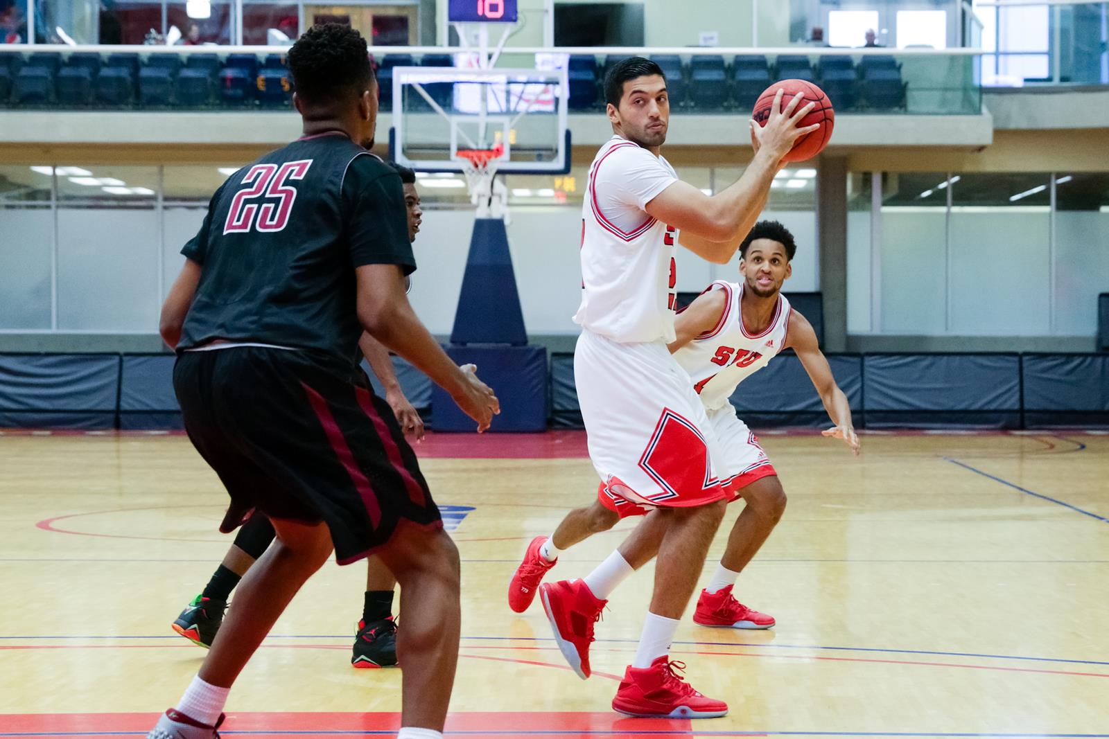 Gibran Sewani - 2016-17 - Basketball - M - Simon Fraser University ...