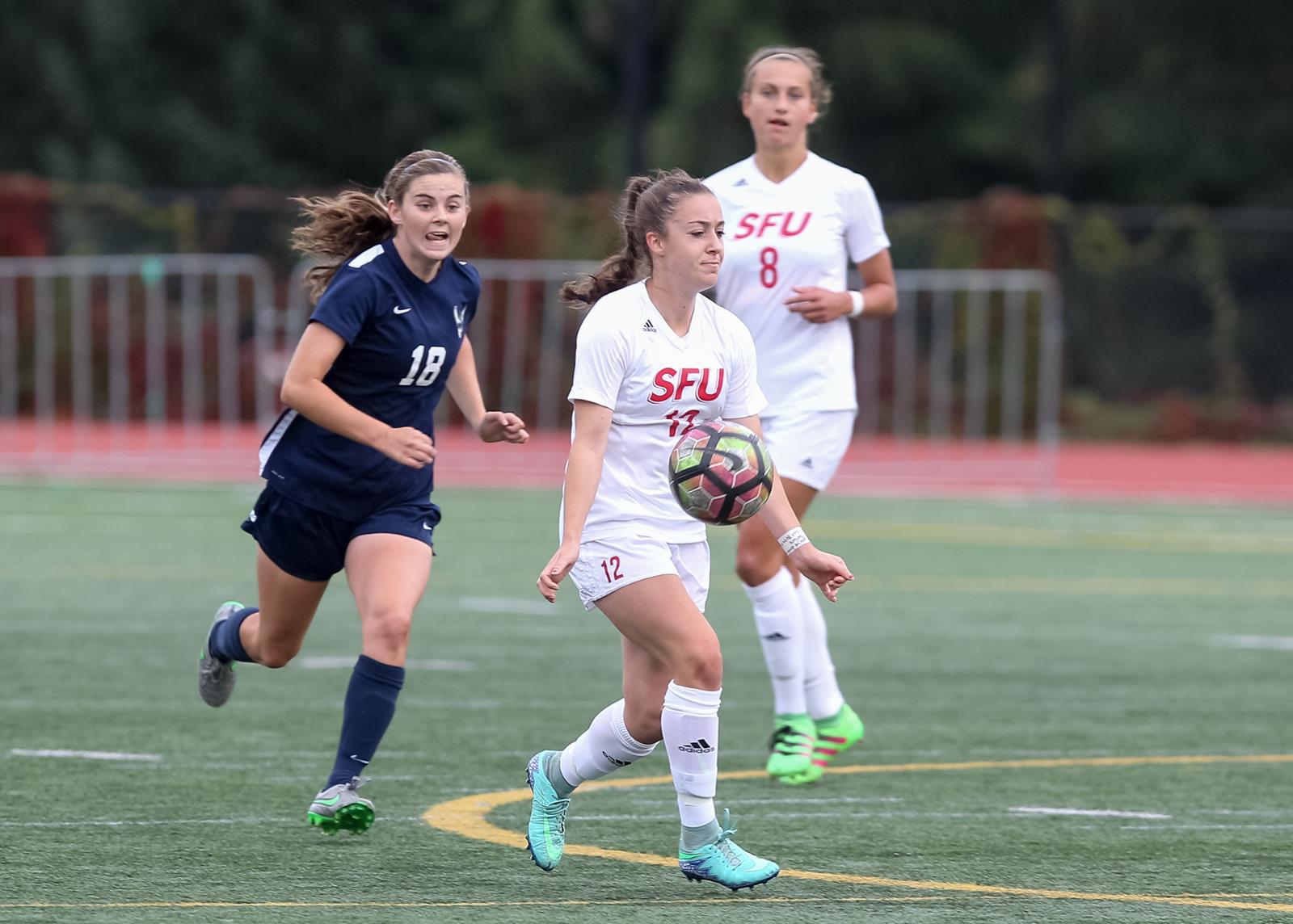 Emma Lobo - 2021 - Soccer - W - Simon Fraser University Athletics