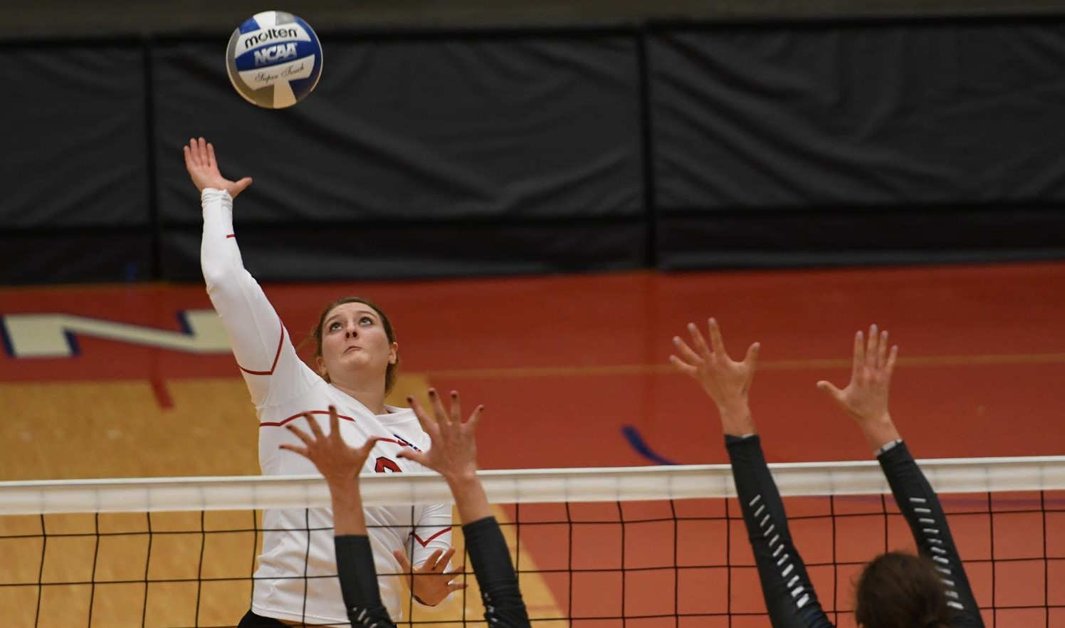 Christine Howlett - 2017 - Volleyball - Simon Fraser University Athletics