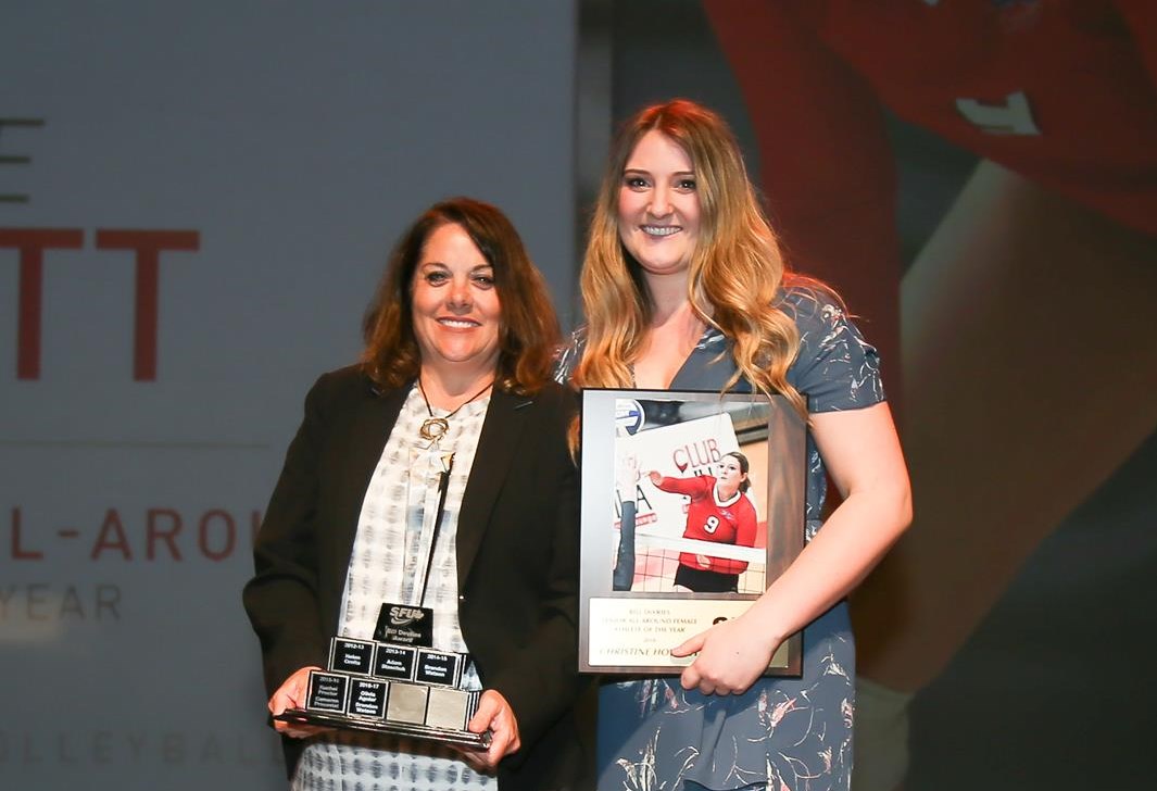 Christine Howlett - 2017 - Volleyball - Simon Fraser University Athletics