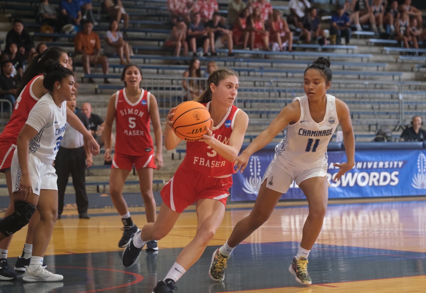 Kyra Stewart - 2023-24 - Basketball - W - Simon Fraser University Athletics