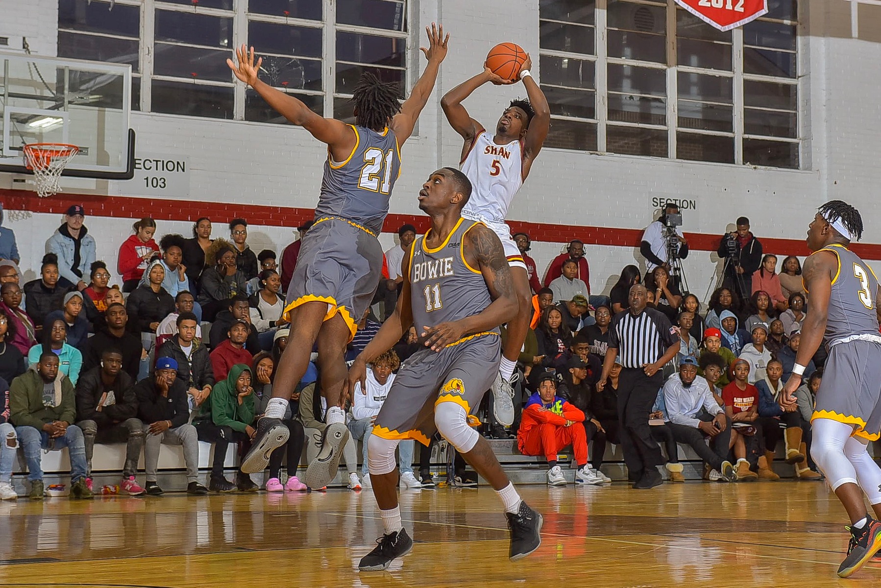 SLOW FIRST HALF DOOMS BEARS AGAINST BOWIE STATE, 96-67 - Shaw University