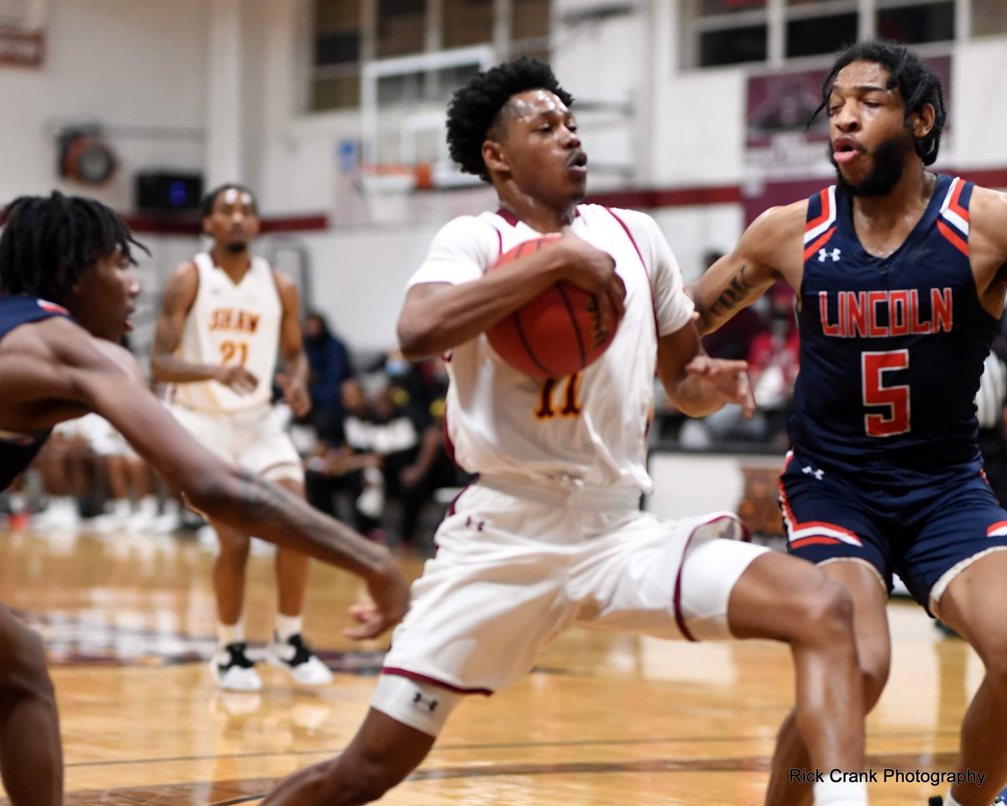 Late Run Puts Lions Past Bears - Shaw University