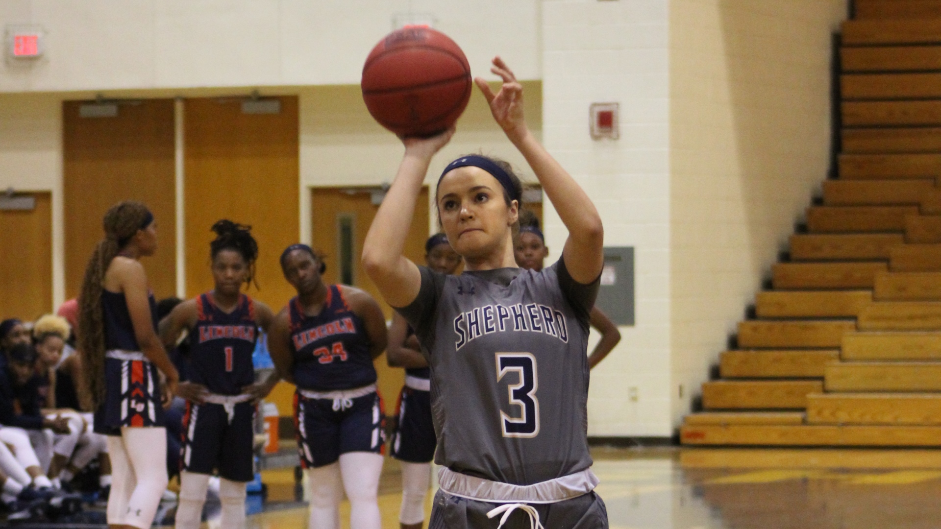 Madi White - Women's Basketball - Shepherd University Athletics