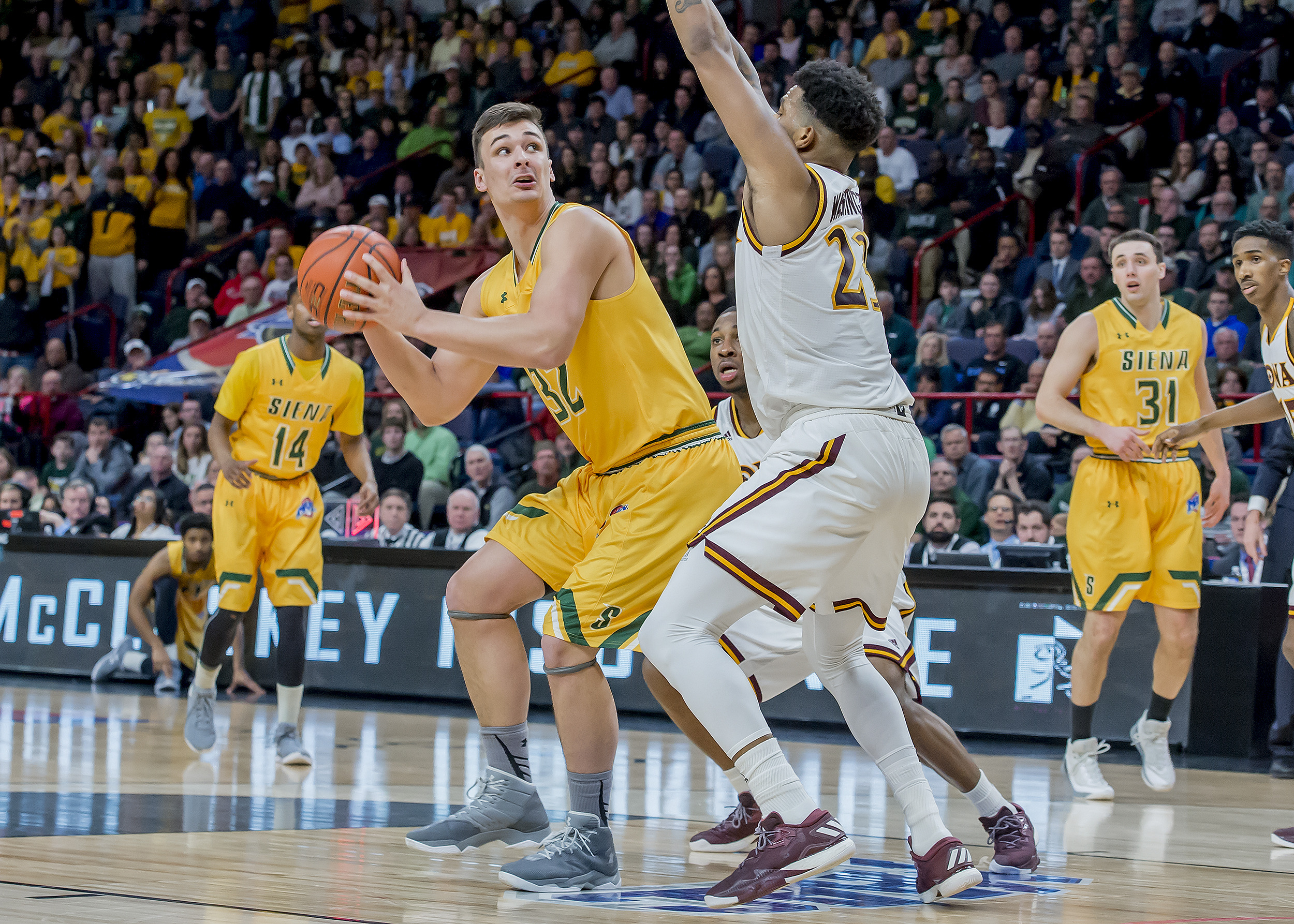Gameday Central - Siena at Iona (7 PM - ESPN3) - Siena College Athletics