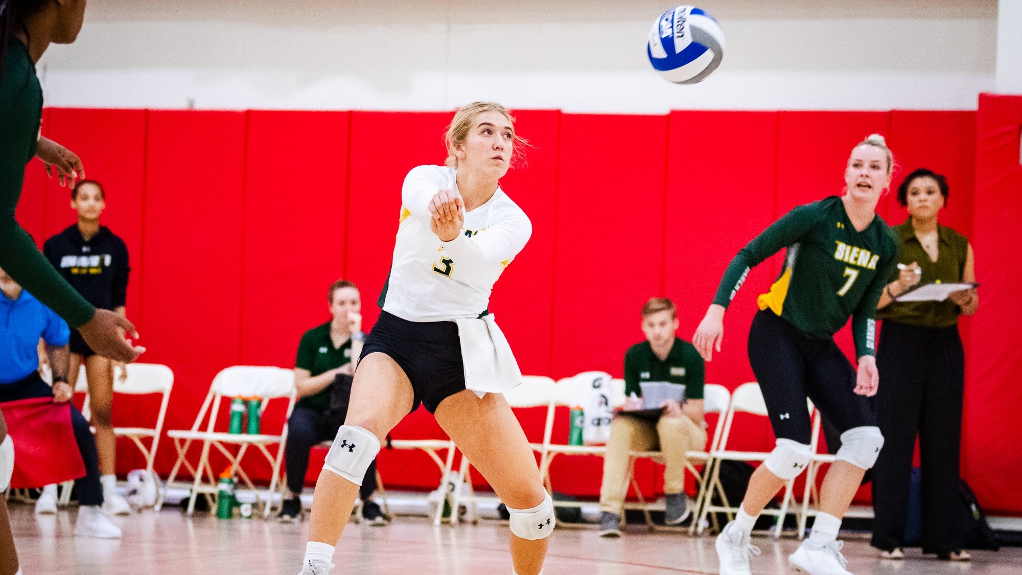 Emily Wood - Women's Volleyball - Siena College Athletics