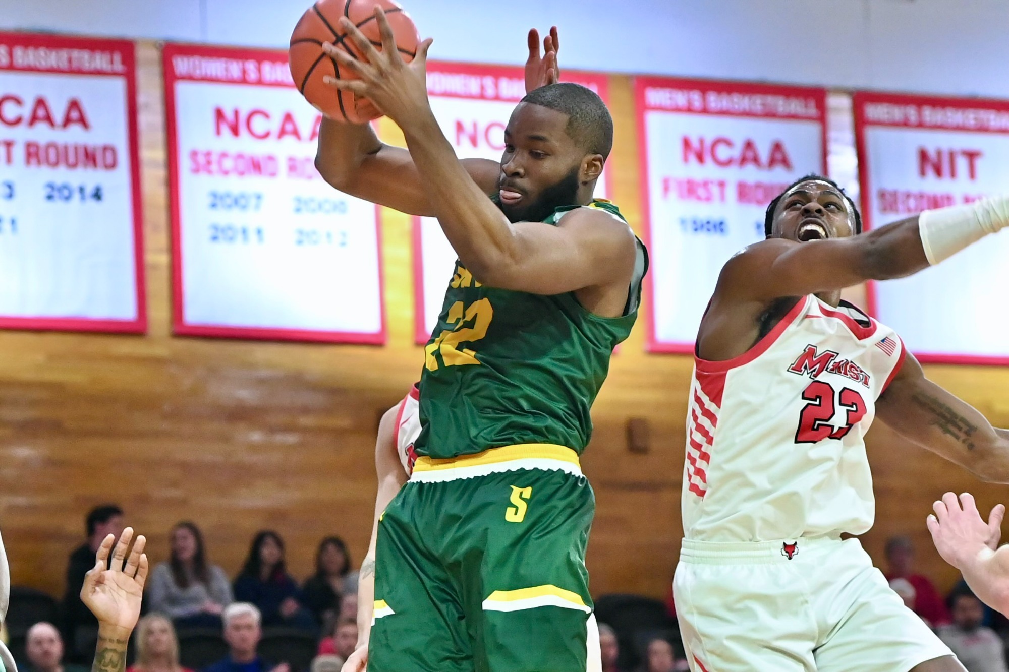 Michael Evbagharu - Men's Basketball - Siena College Athletics