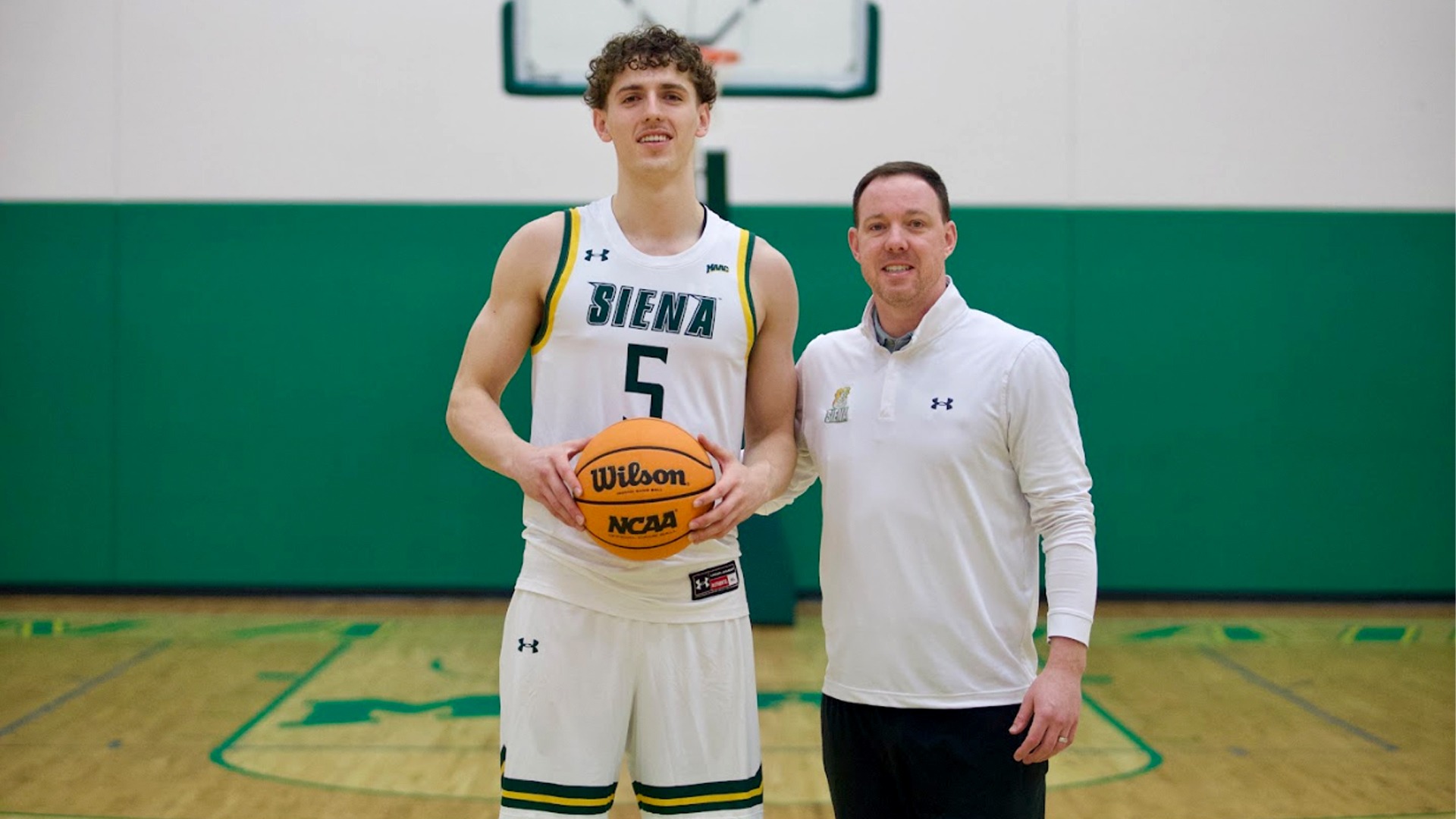 Saints Sign Isaiah Henderson - Siena College Athletics