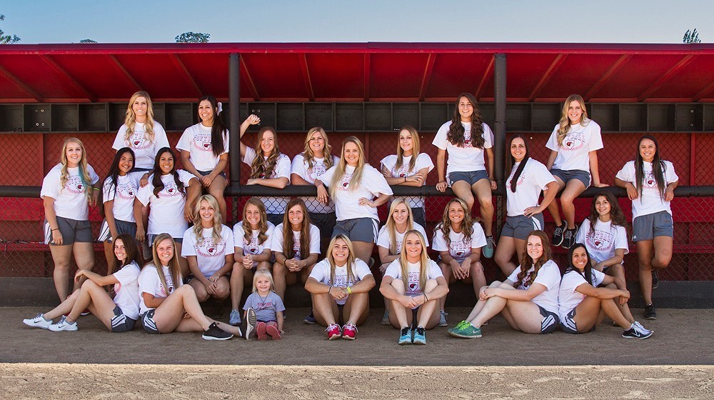 Amanda Laughlin - 2017 - Softball - Simpson University Athletics