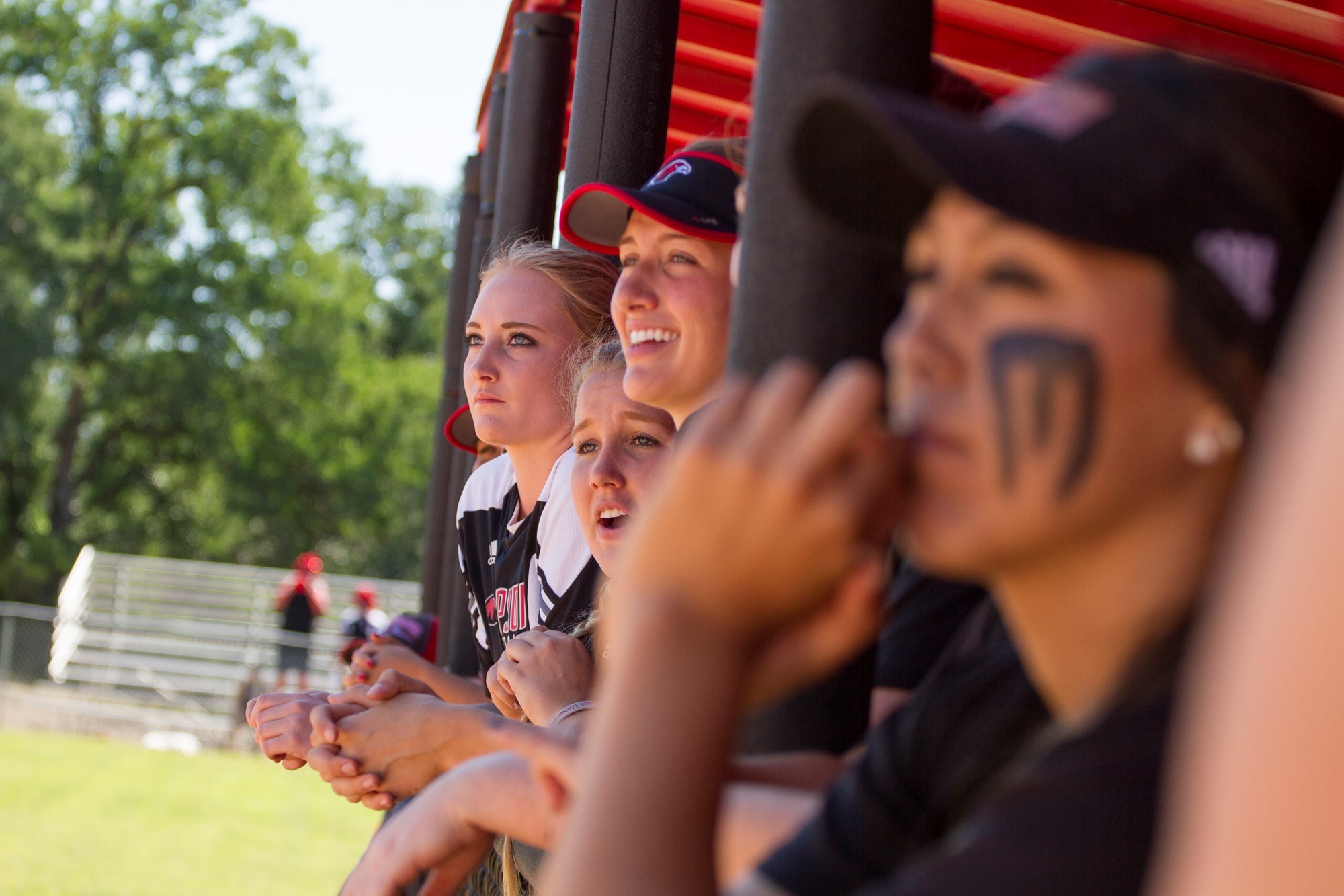Amanda Laughlin - 2017 - Softball - Simpson University Athletics