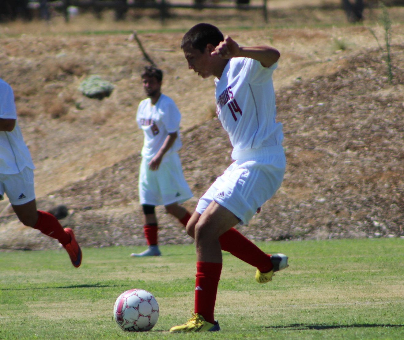 Noah Miranda - 2016 - Men's Soccer - Simpson University Athletics