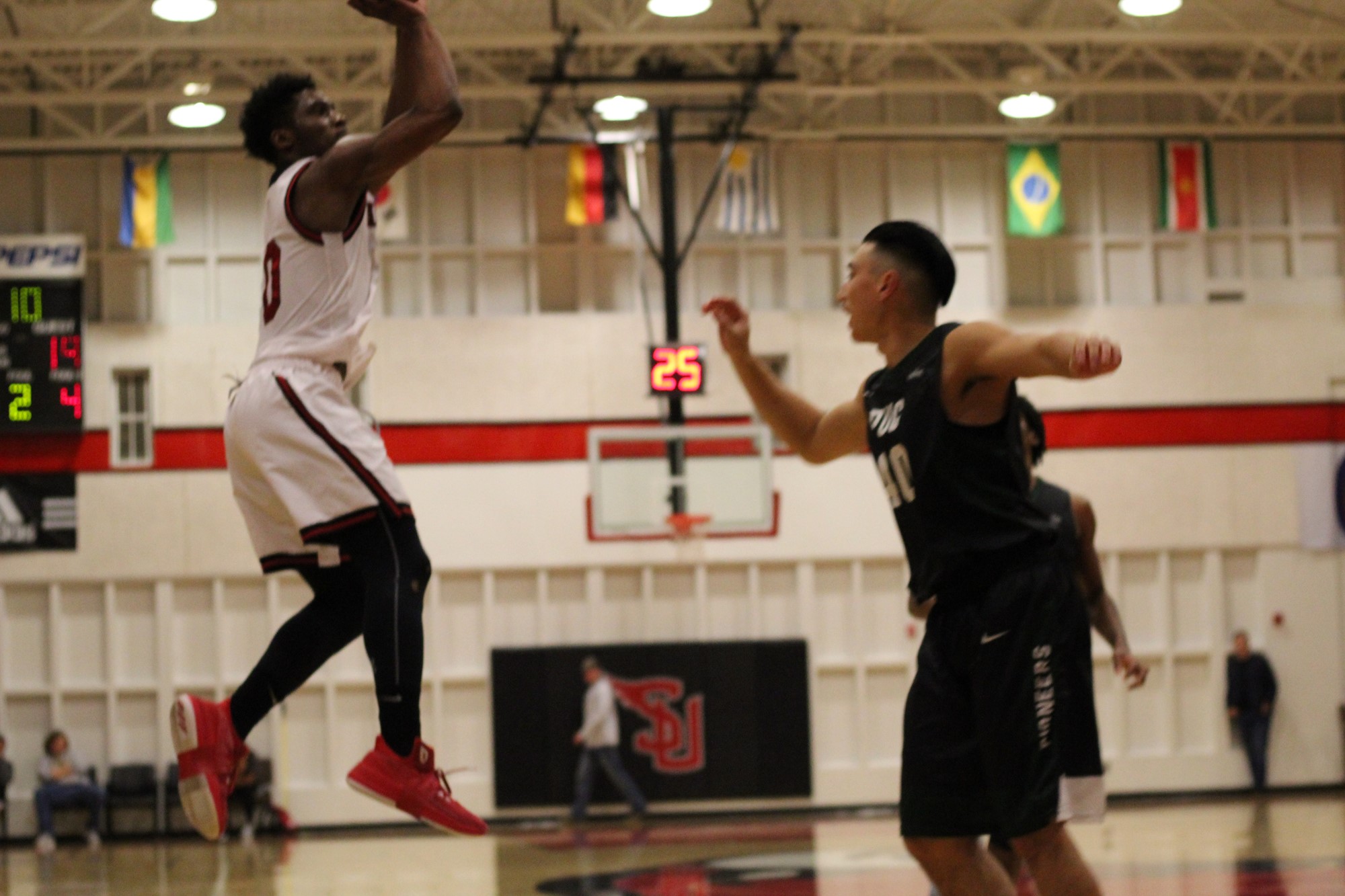 Aaron Berry - 2018-19 - Men's Basketball - Simpson University Athletics