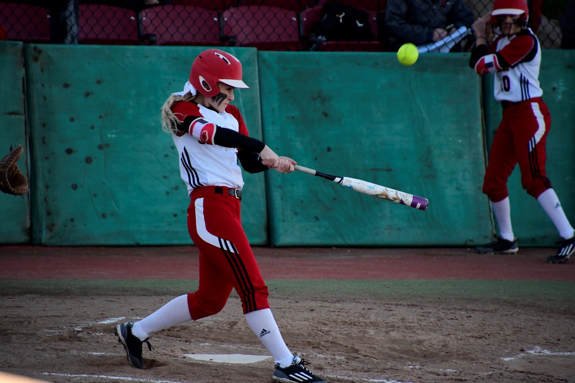 Amanda Laughlin - 2017 - Softball - Simpson University Athletics