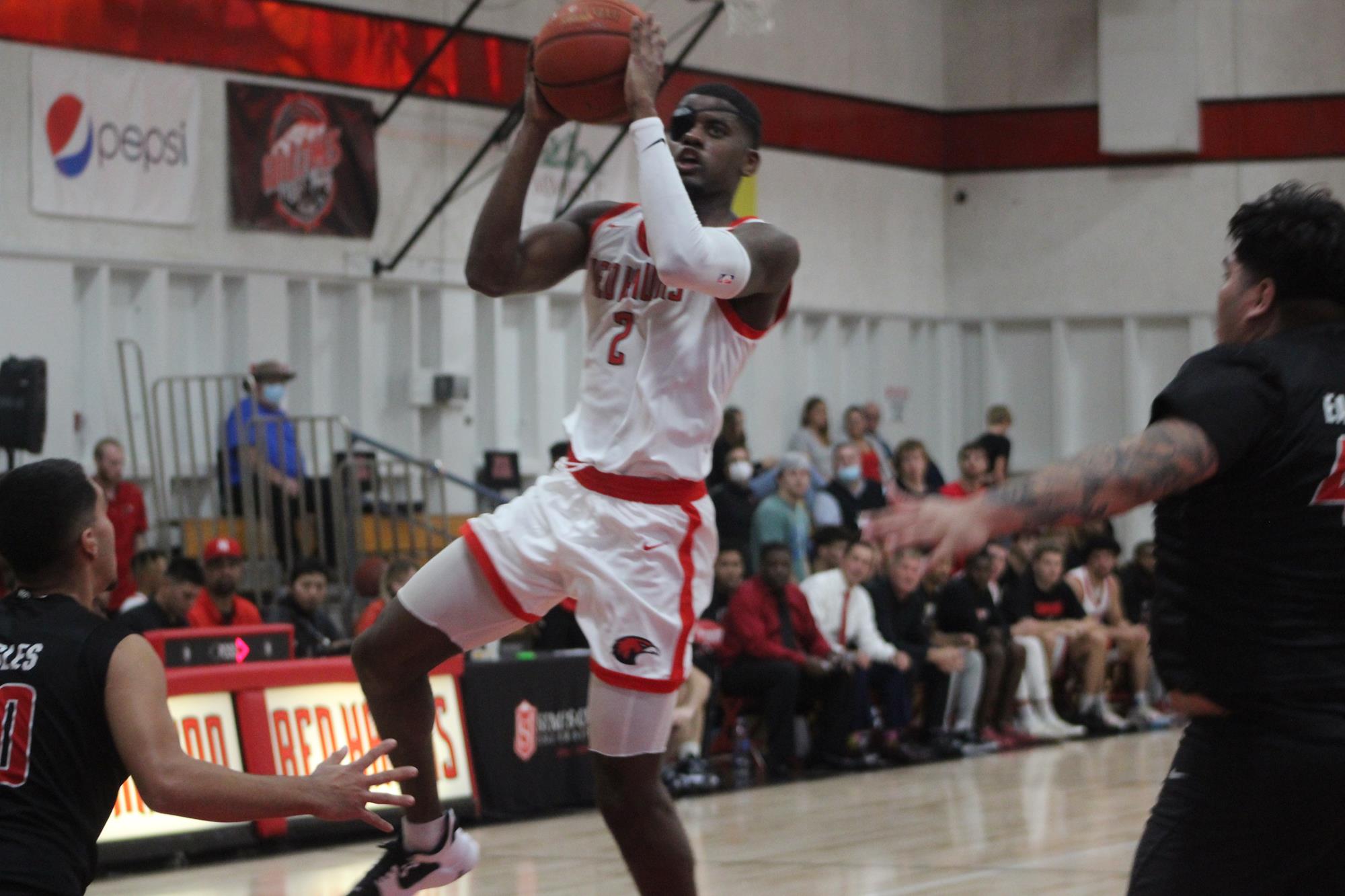 Men's Basketball Looks to Continue Momentum After Excellent 2021-22 ...