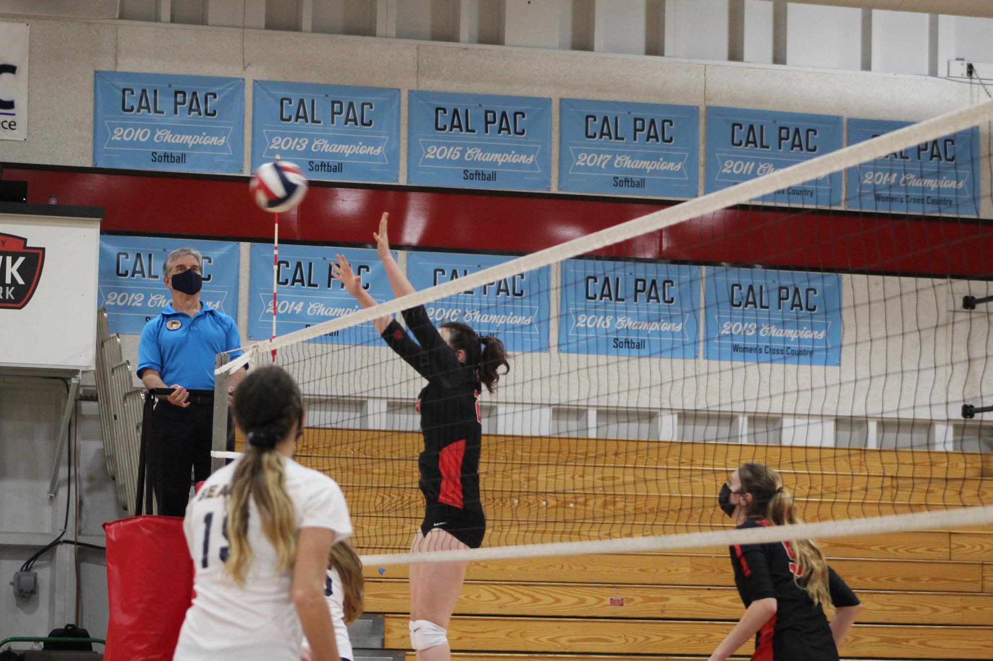 Women's Volleyball Takes NCAA DII FPU to Five Sets in Both Matches ...