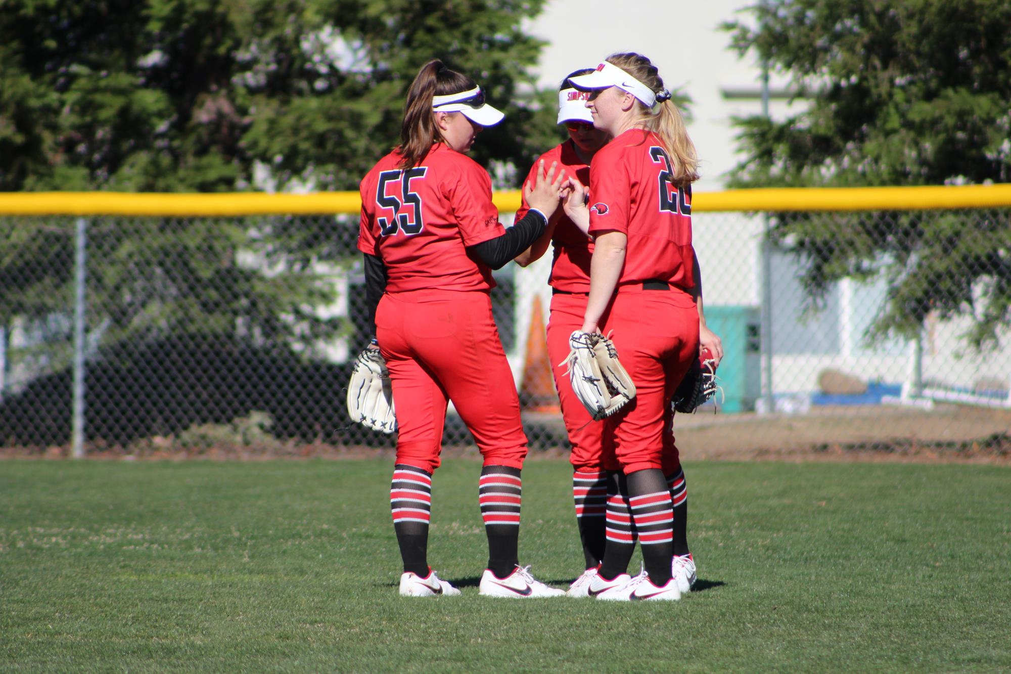 Simpson Softball Extends Win Streak to 10 - Simpson University Athletics