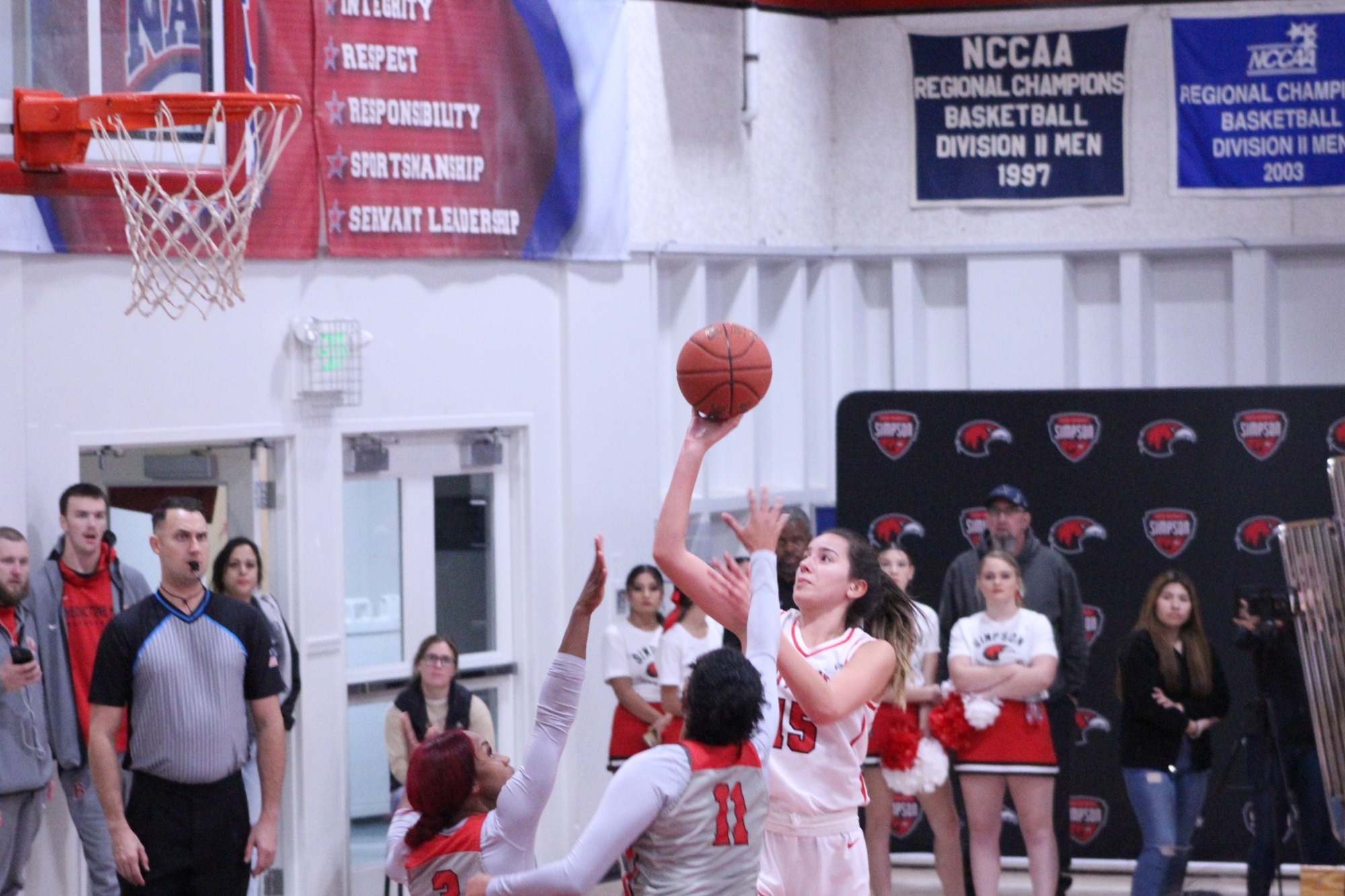 Red Hawks Pull Off Tight Win; Improve to 3-0 in Conference - Simpson ...