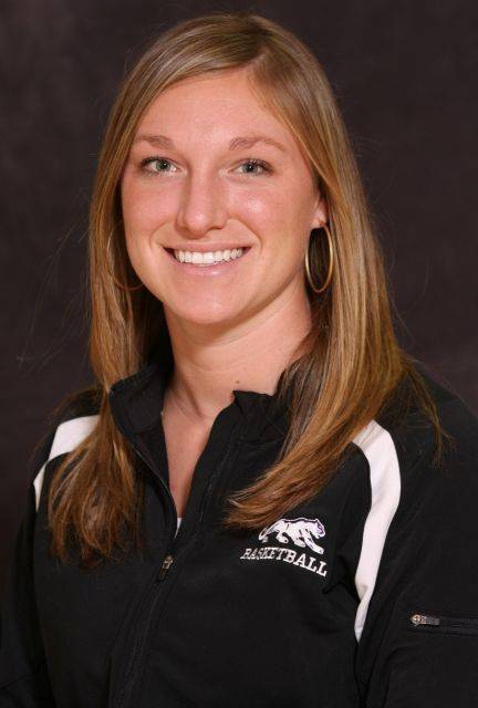 Stephanie Reiter - Women's Basketball Coach - University of Sioux Falls ...