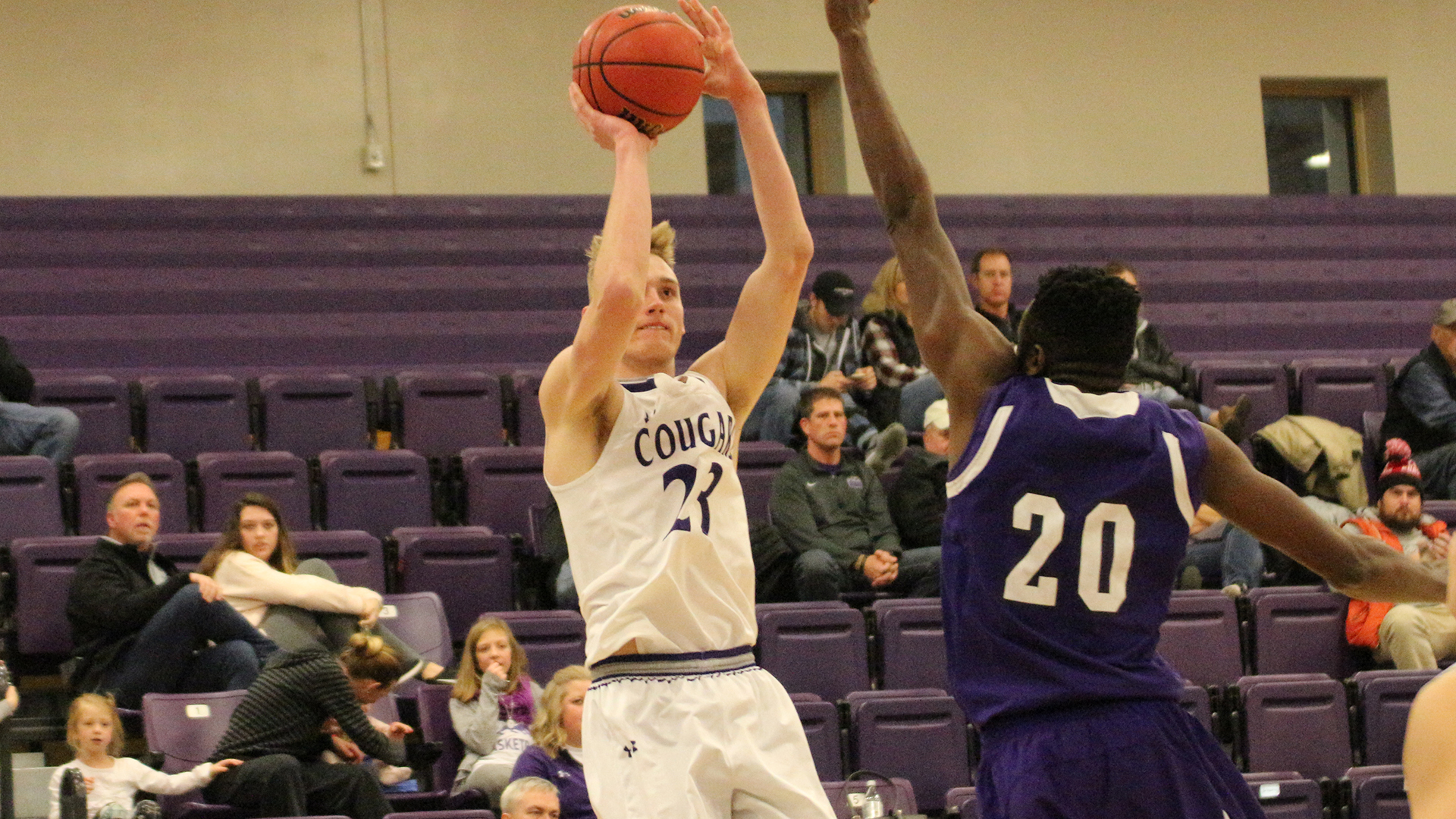 Guebert has 28 and Walton 21 to lead USF Men's Basketball to 89-62 win ...