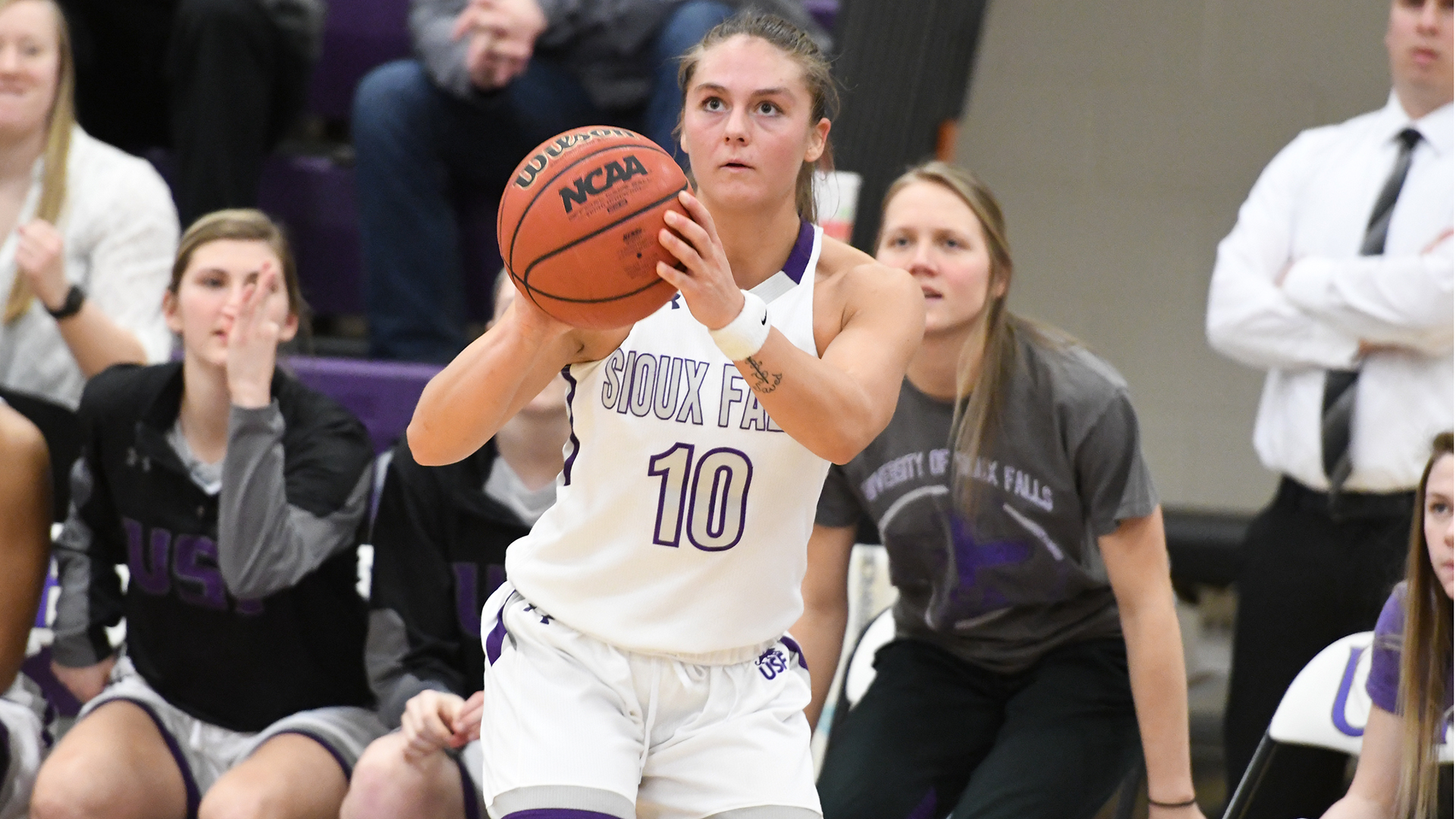 Jessie Geer - Women's Basketball - University of Sioux Falls Athletics
