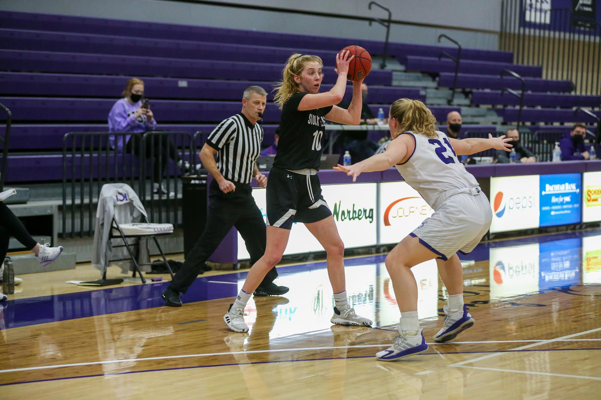 Anna Brecht - Women's Basketball - University of Sioux Falls Athletics