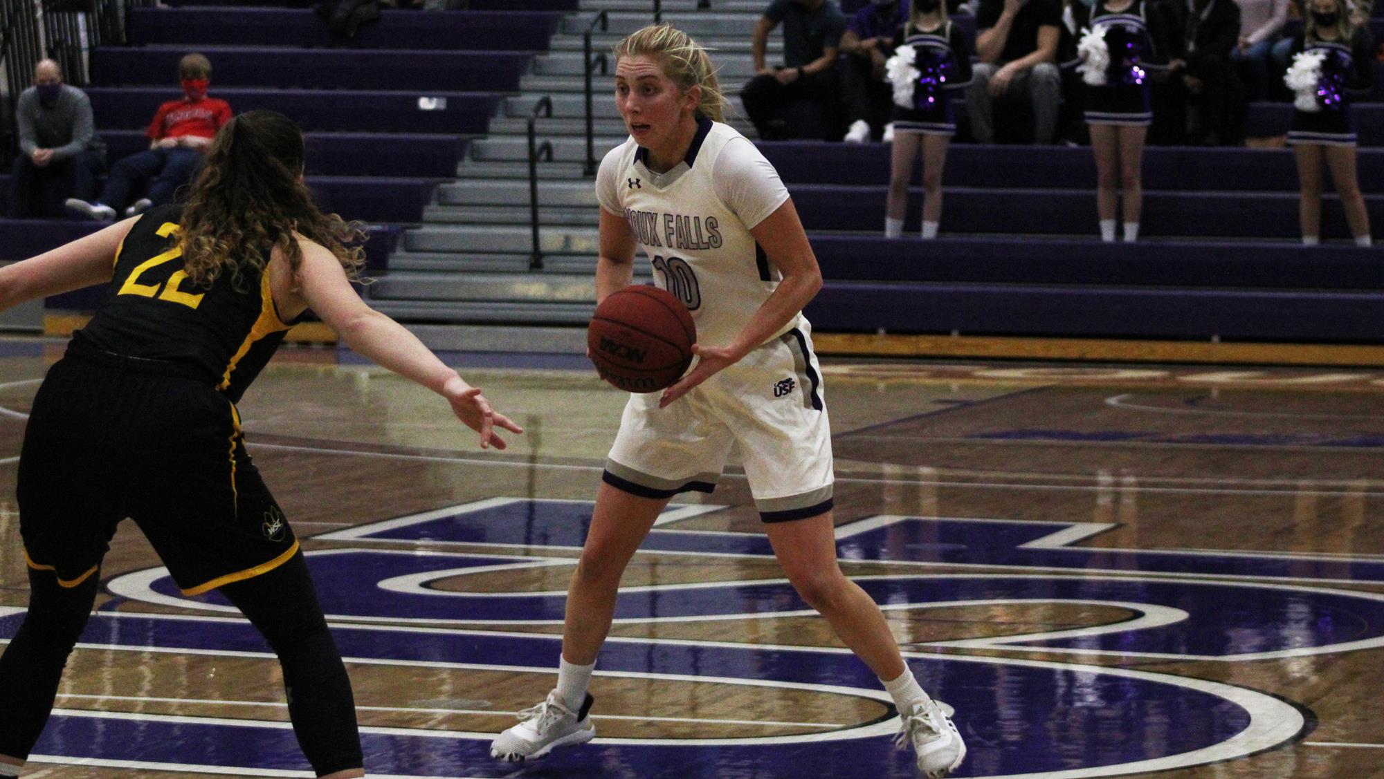 Anna Brecht - Women's Basketball - University of Sioux Falls Athletics
