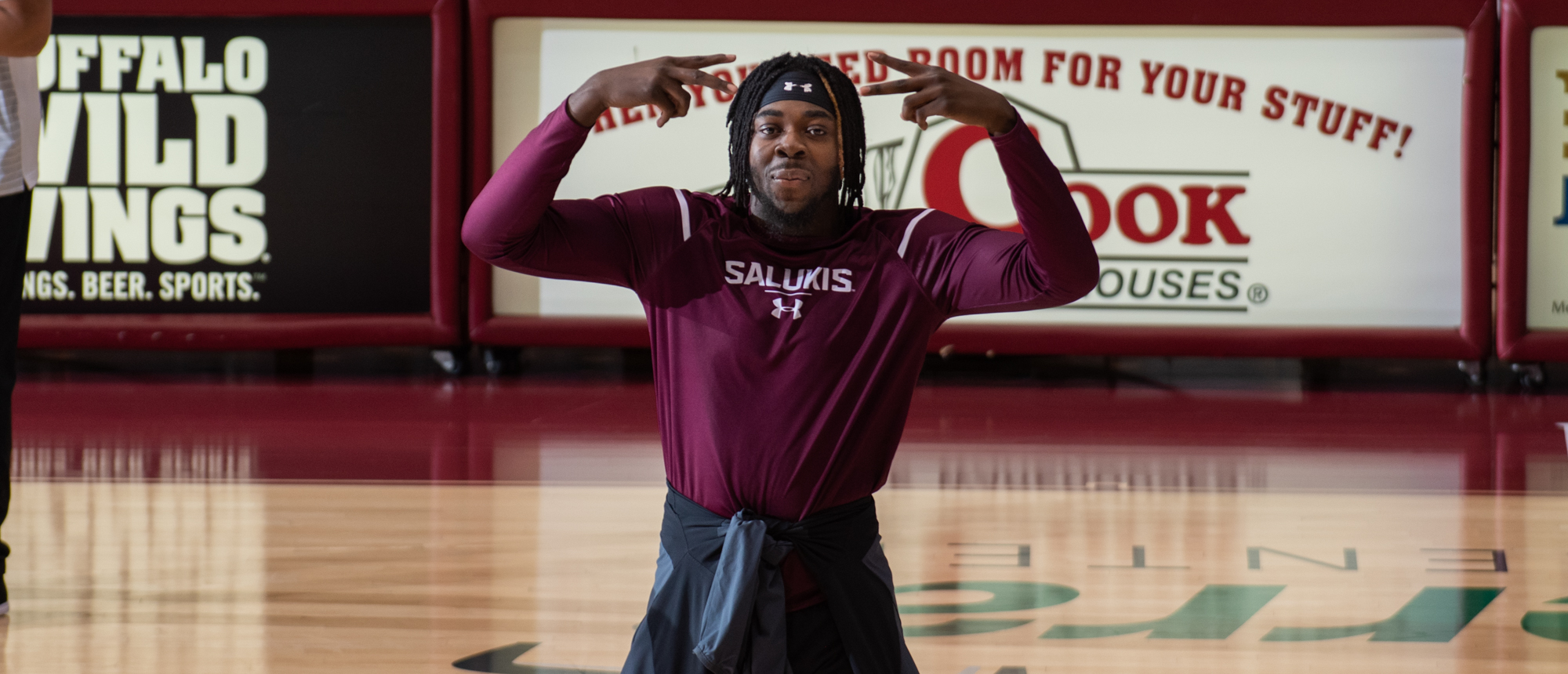 JD Muila - Men's Basketball - Southern Illinois University Athletics