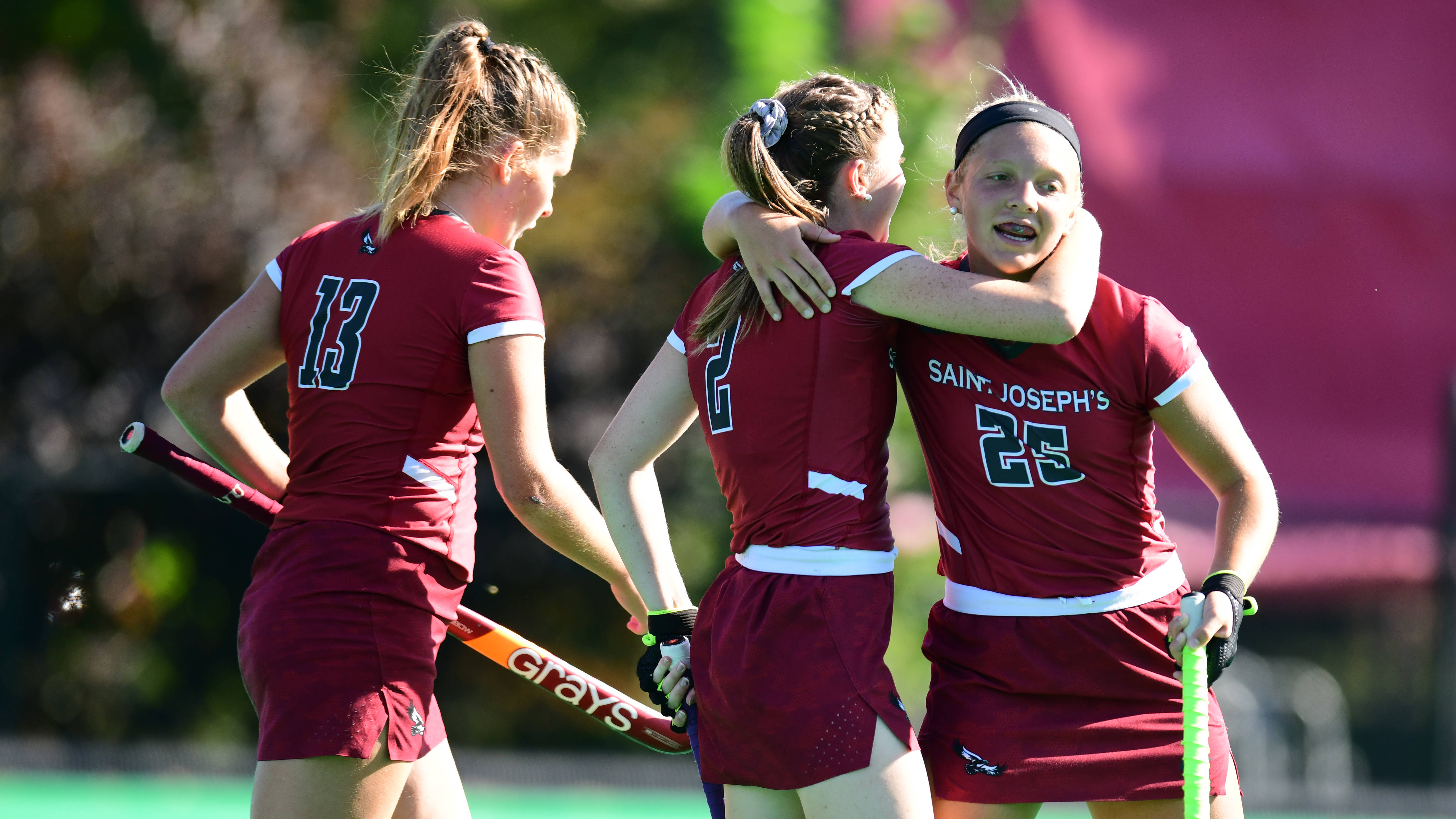 #15 Field Hockey Blanks Penn, 3-0 - Saint Joseph's University