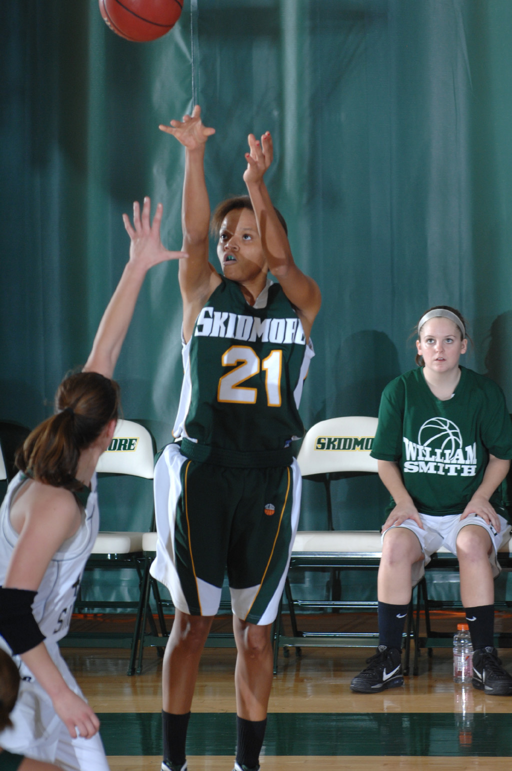 Amber Kinsey - 2009-10 - Women's Basketball - Skidmore College Athletics