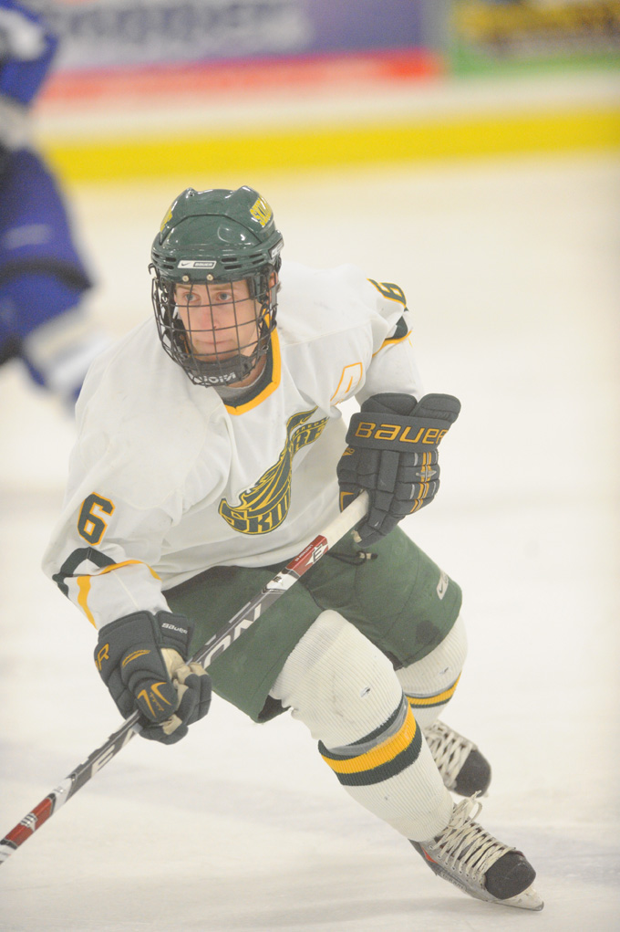 Hunter Thayer - 2010-11 - Men's Hockey - Skidmore College Athletics