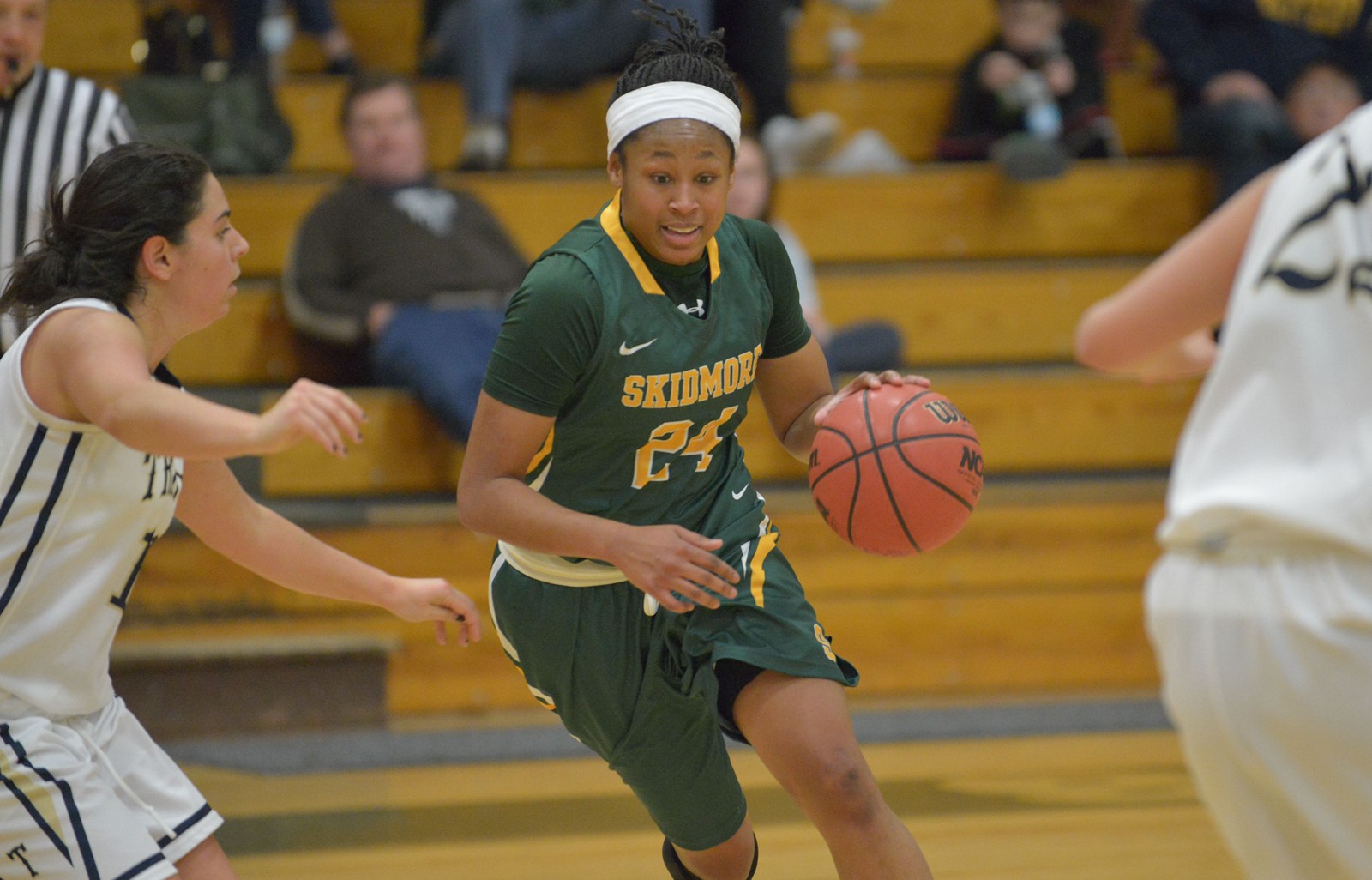 Amber Holgate - 2015-16 - Women's Basketball - Skidmore College Athletics