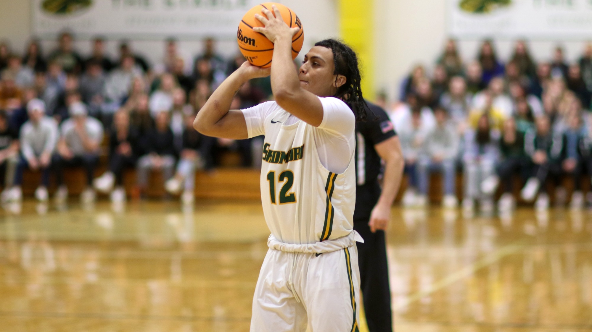 Skidmore drops Vassar, 82-71, for first league win - Skidmore College Athletics