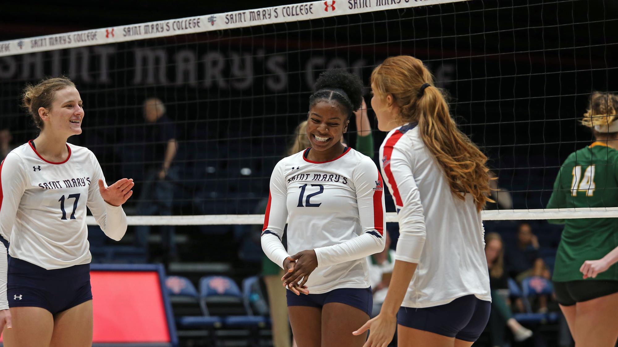 Alex O'Sullivan - Women's Volleyball - SMC California Athletics