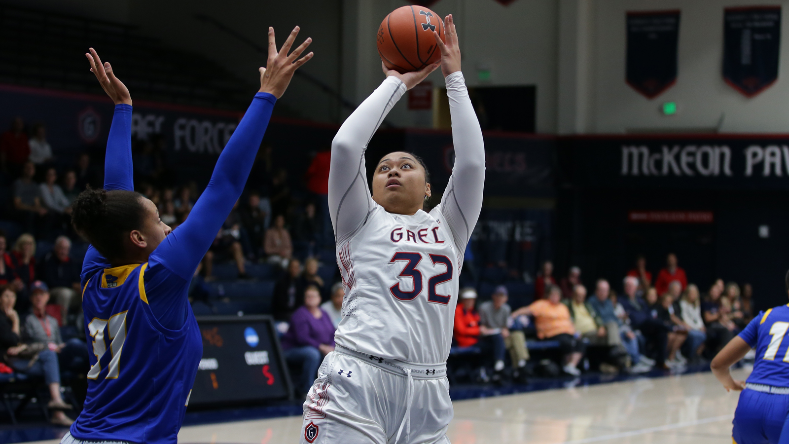 Finau Tonga - Women's Basketball - SMC California Athletics